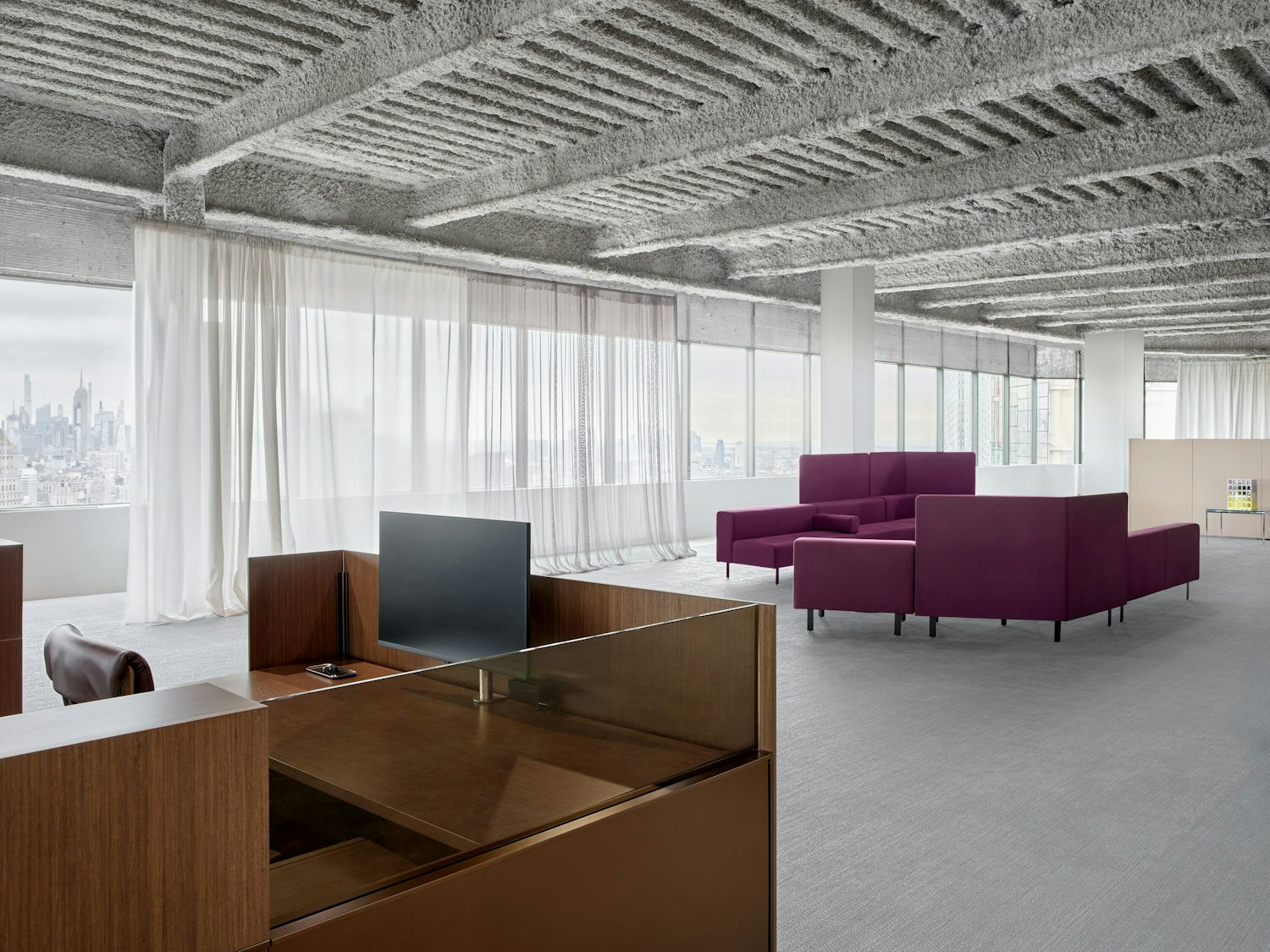 Dividends Skyline | Knoll