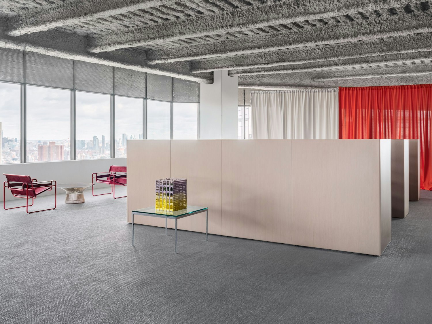 Dividends Skyline | Knoll