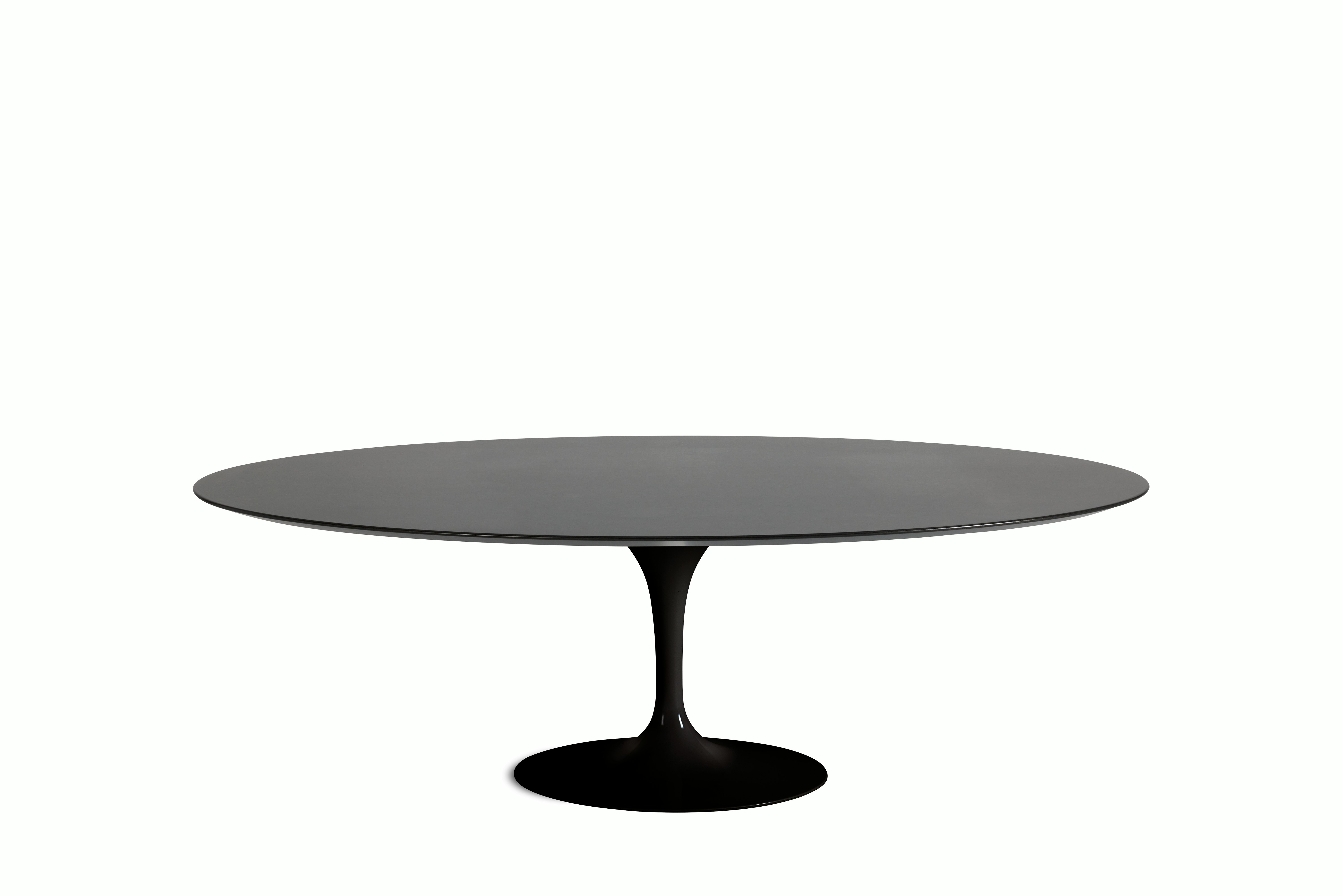 Saarinen Dining Table, Knoll | MillerKnoll