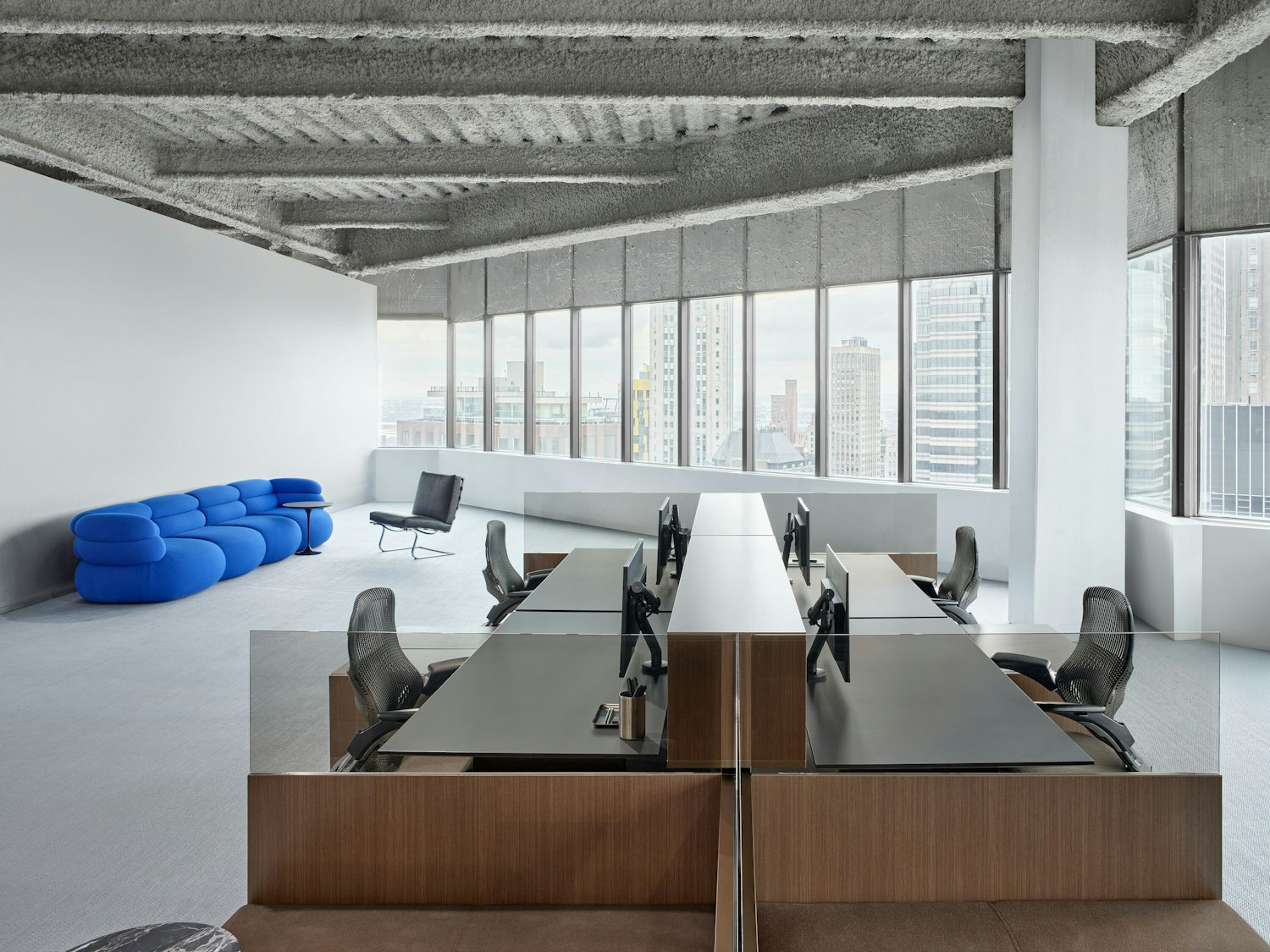 Dividends Skyline | Knoll