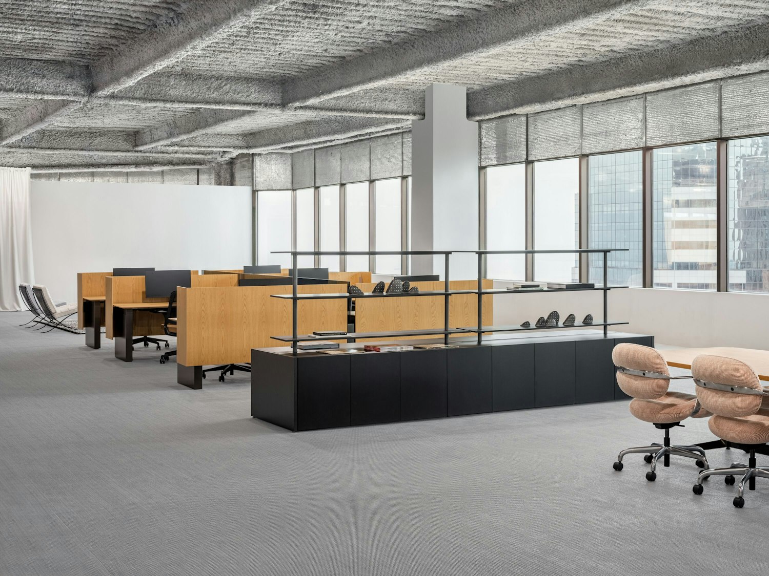 Dividends Skyline | Knoll