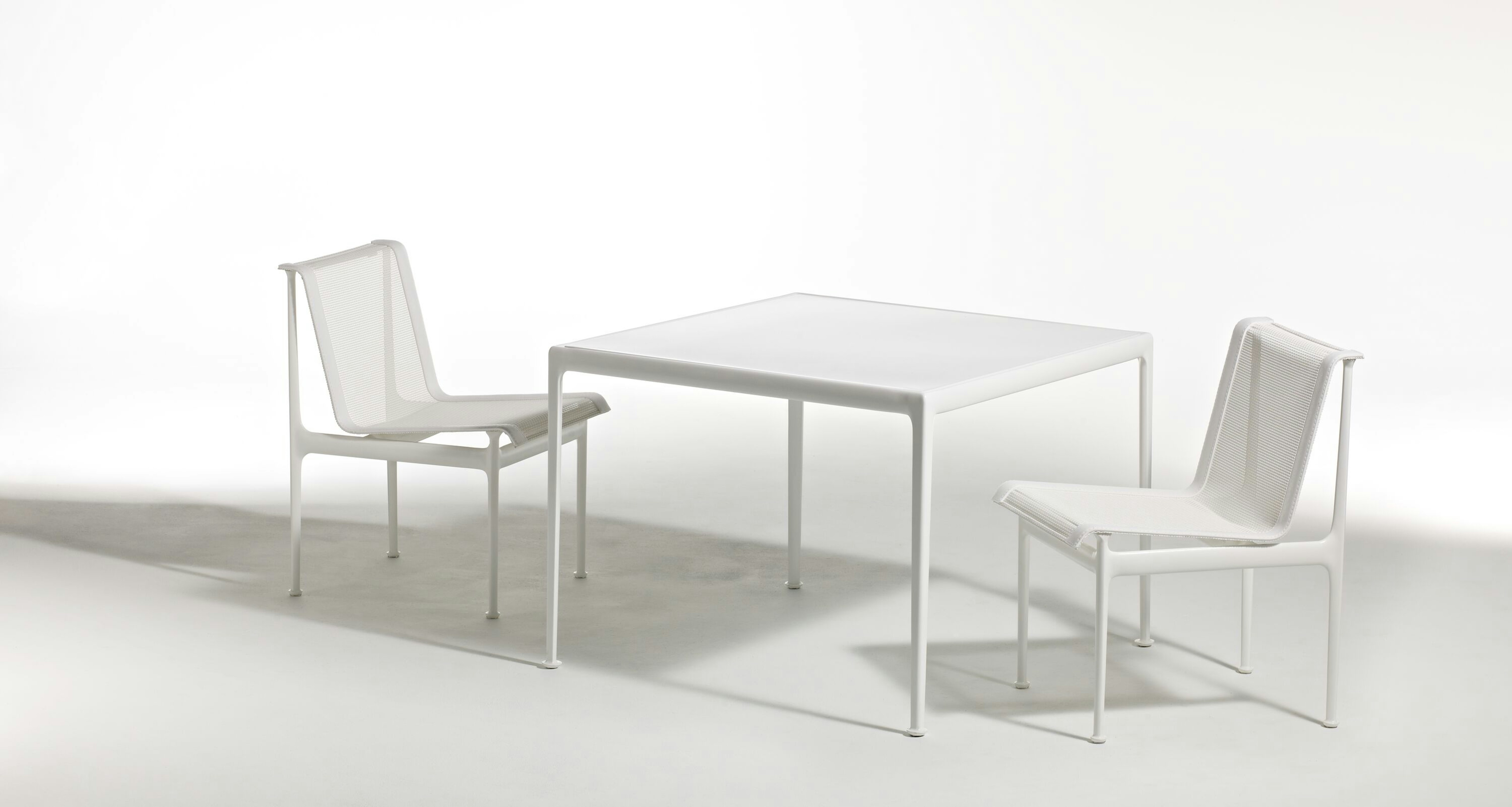 1966 Dining Table | Knoll