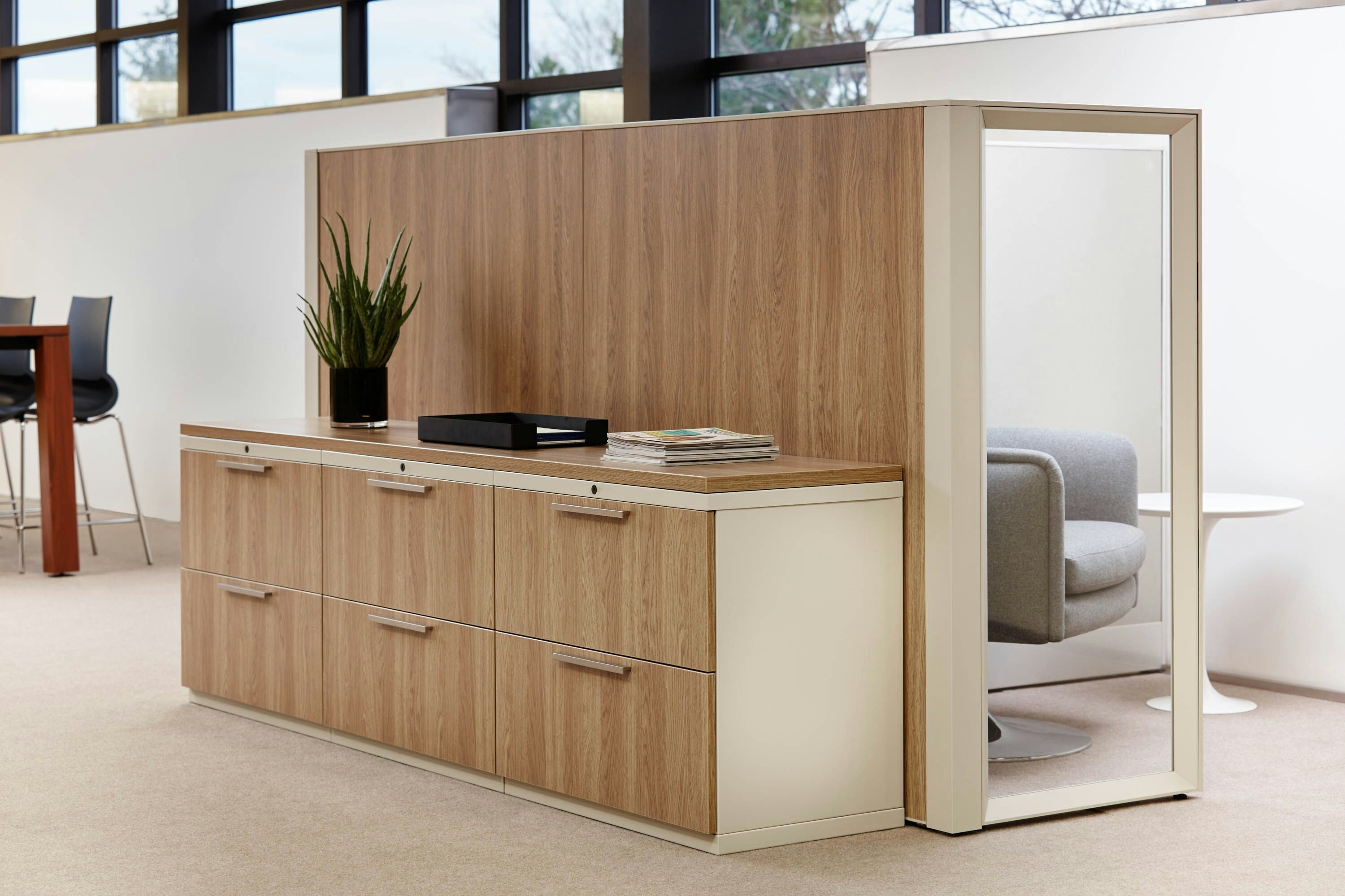 D'Urso Swivel Chair | Knoll