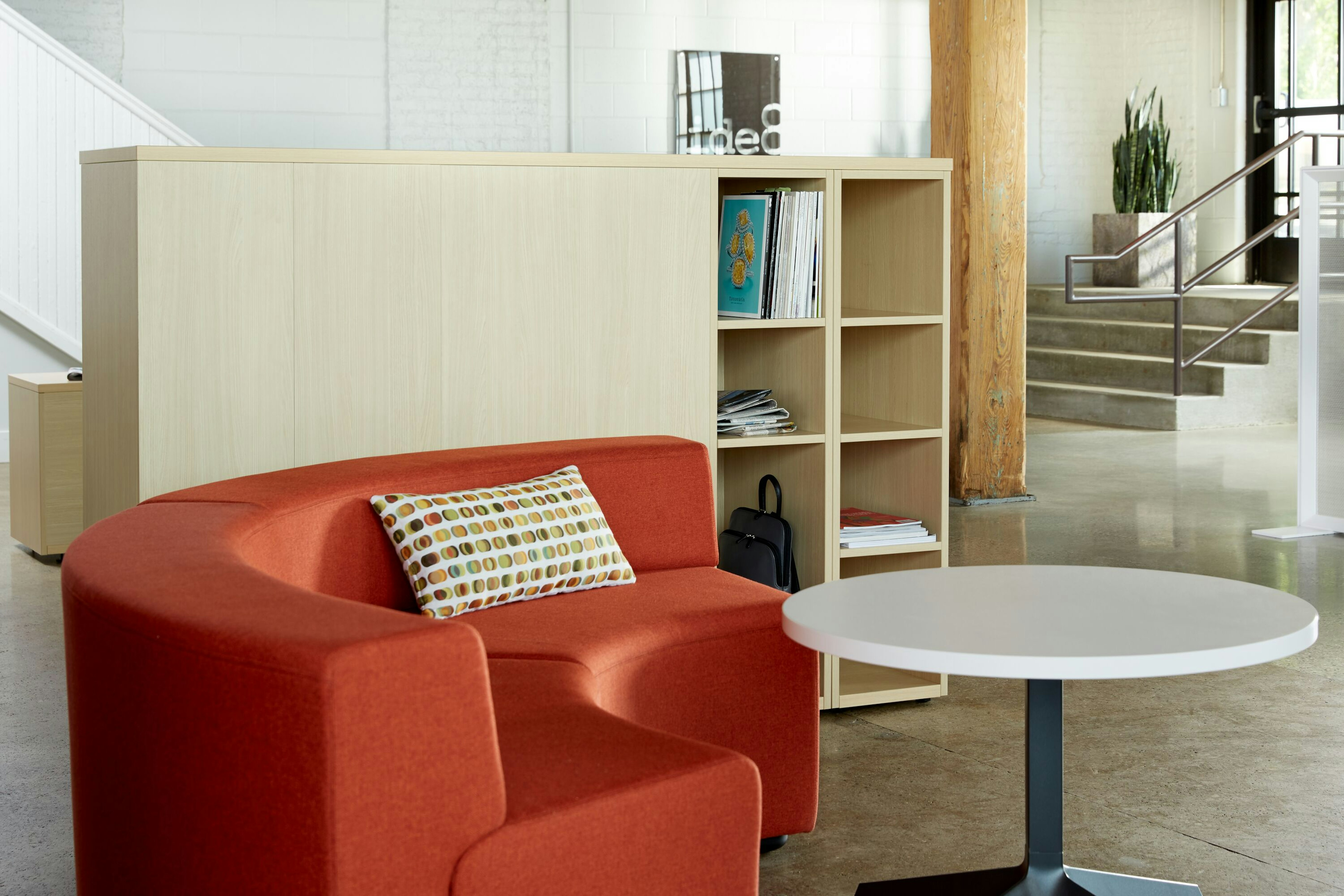 k.™ lounge | Knoll