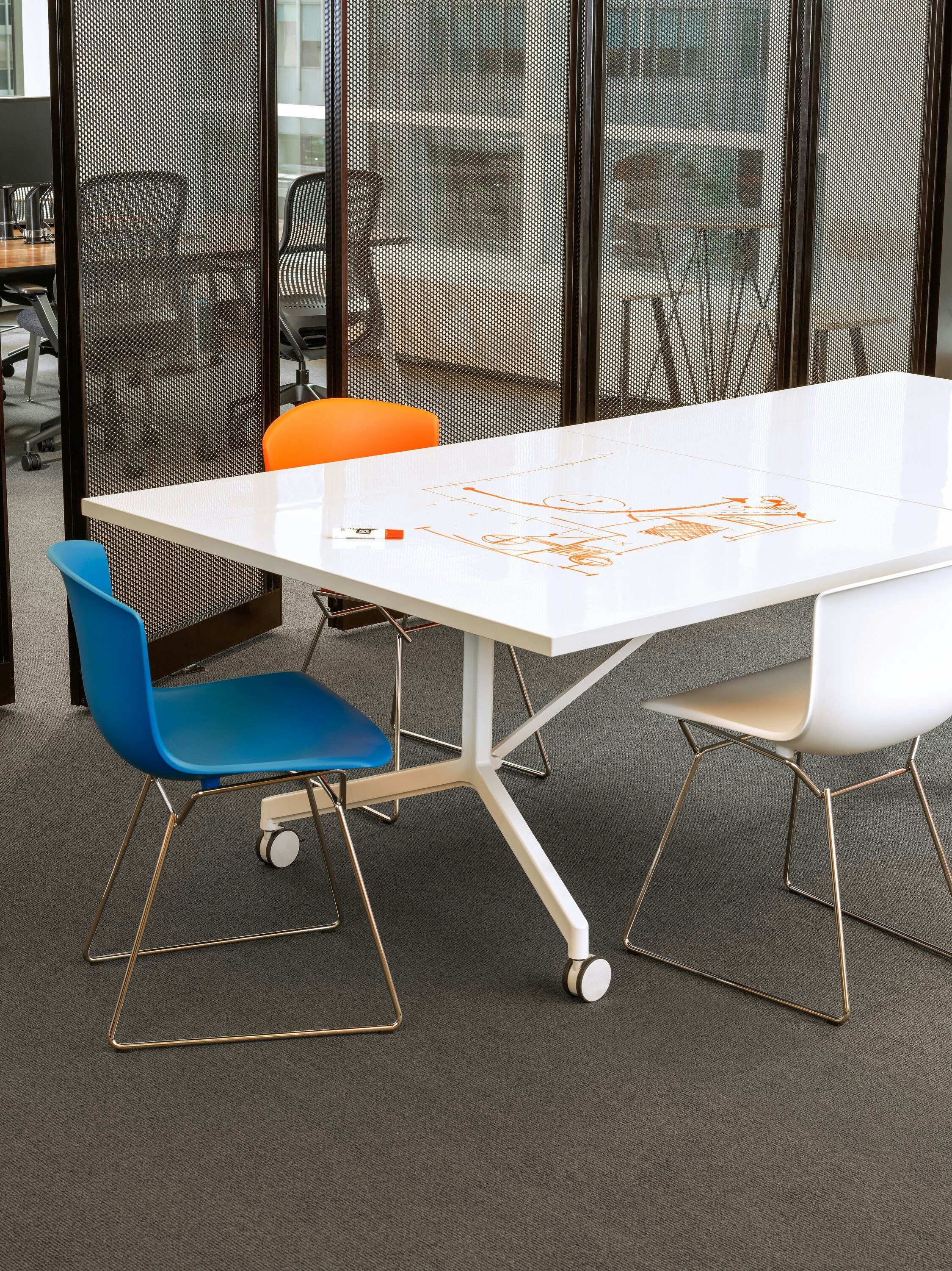 Pixel™ Y-Fold Tables by Marc Krusin | Knoll