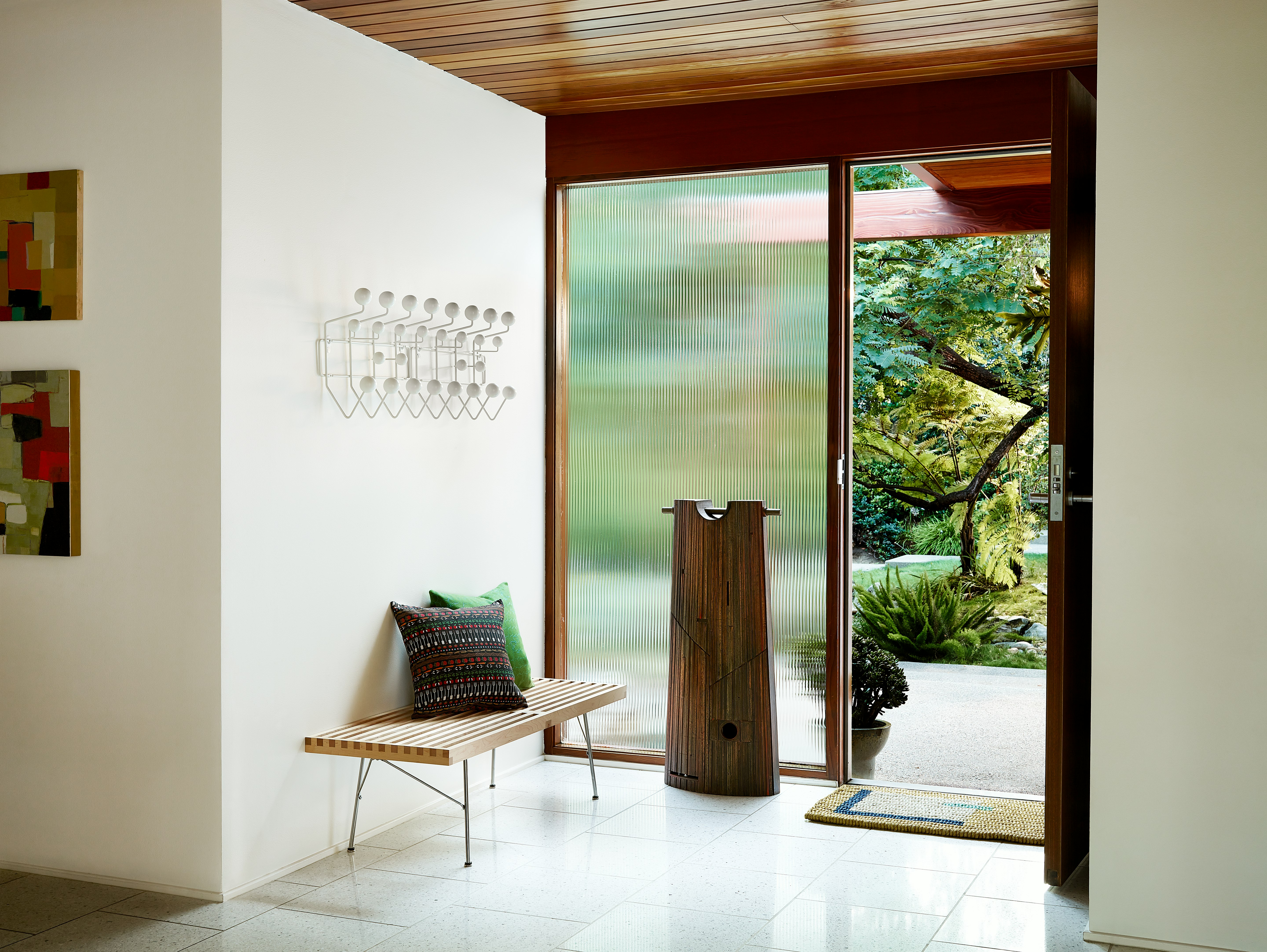 Nelson Platform Bench, Metal Base – Herman Miller Store