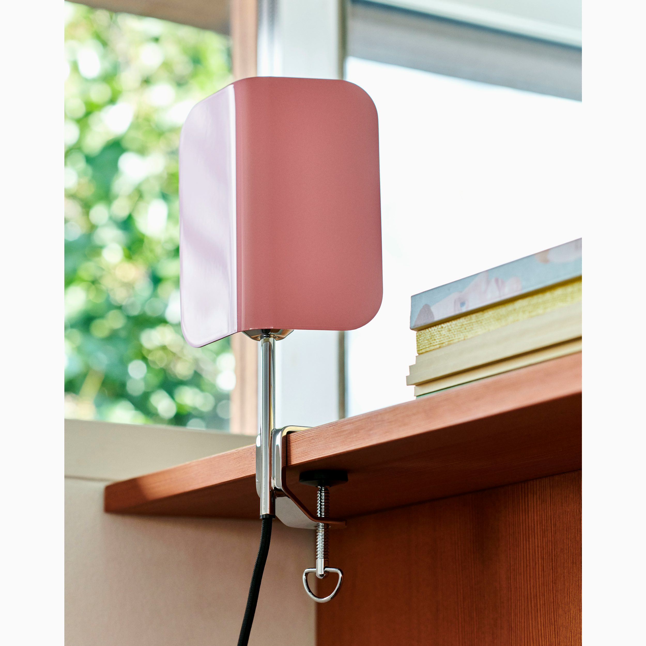 Apex Clip Lamp – Herman Miller Store Apex Clip Lamp – Herman Miller Store
