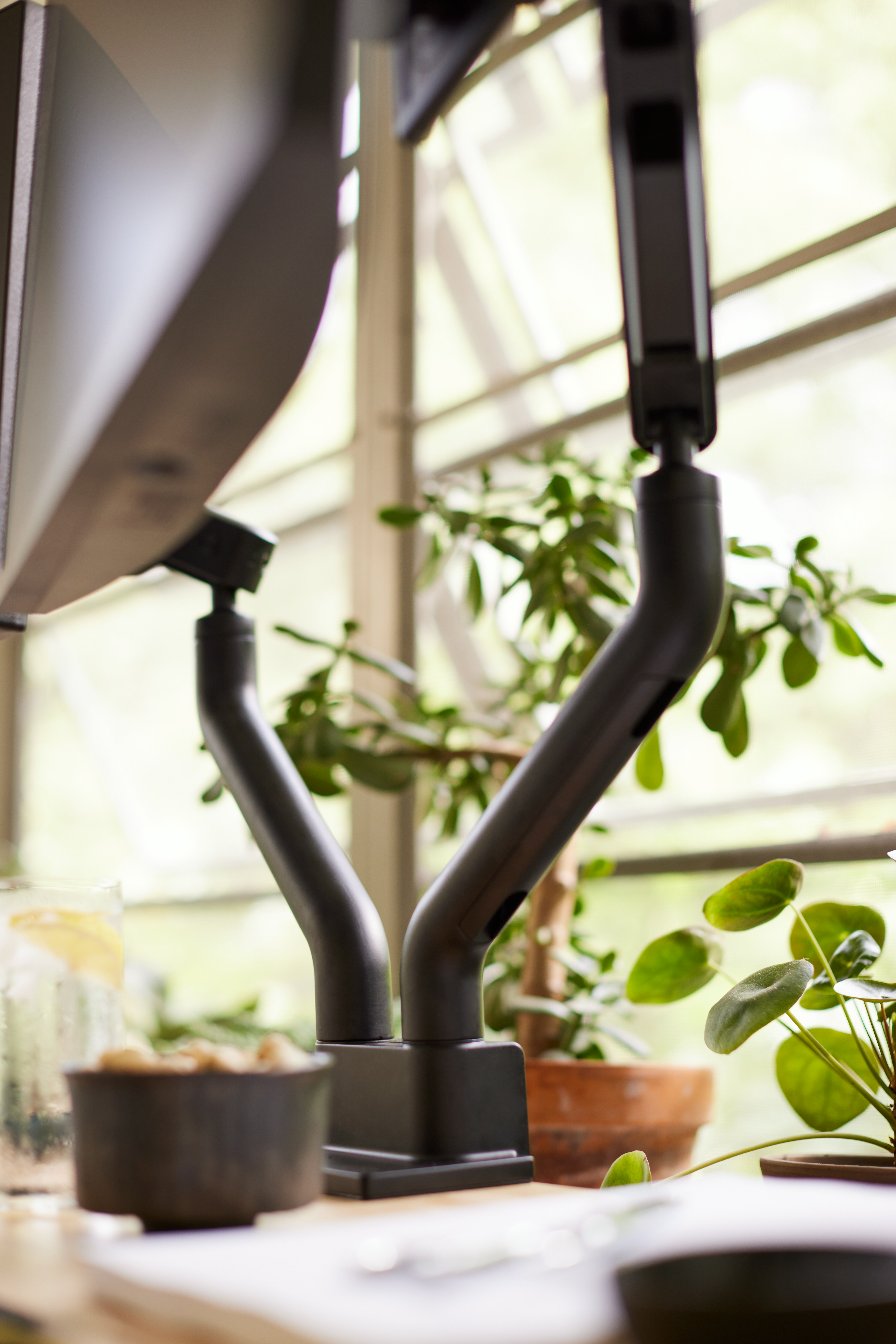 Jarvis Dual Monitor Arm – Design Within Reach