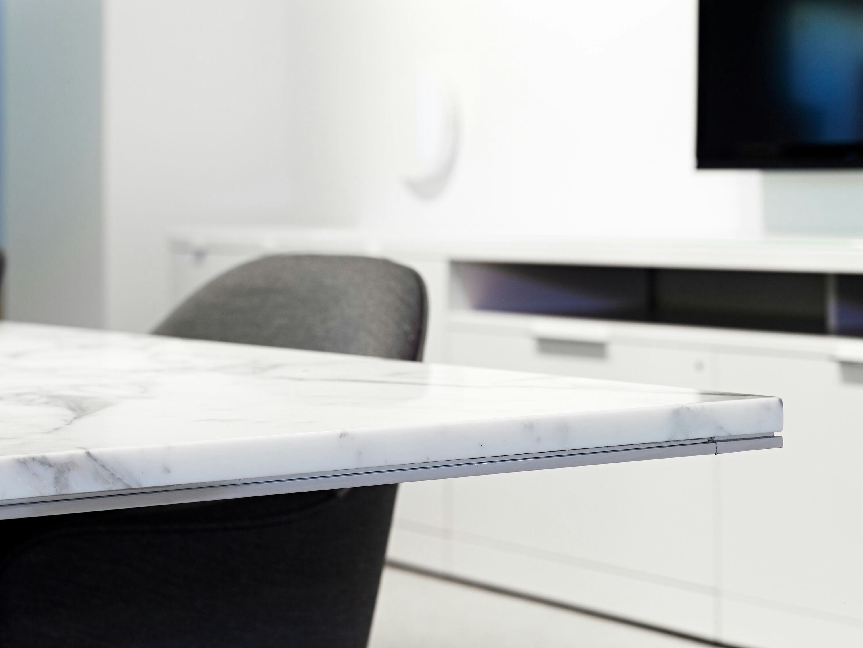 LSM Conference Table Series V-Base| Knoll