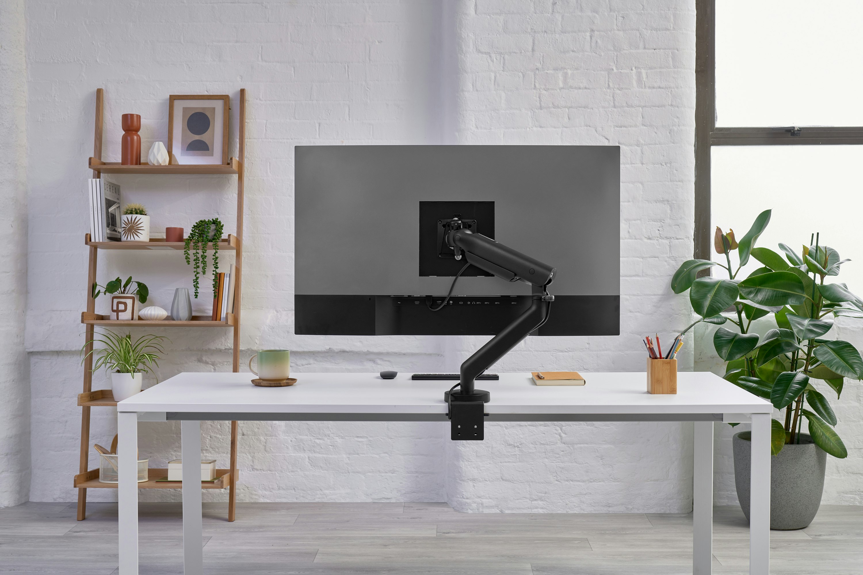 Flo X Single Monitor Arm, Herman Miller | MillerKnoll