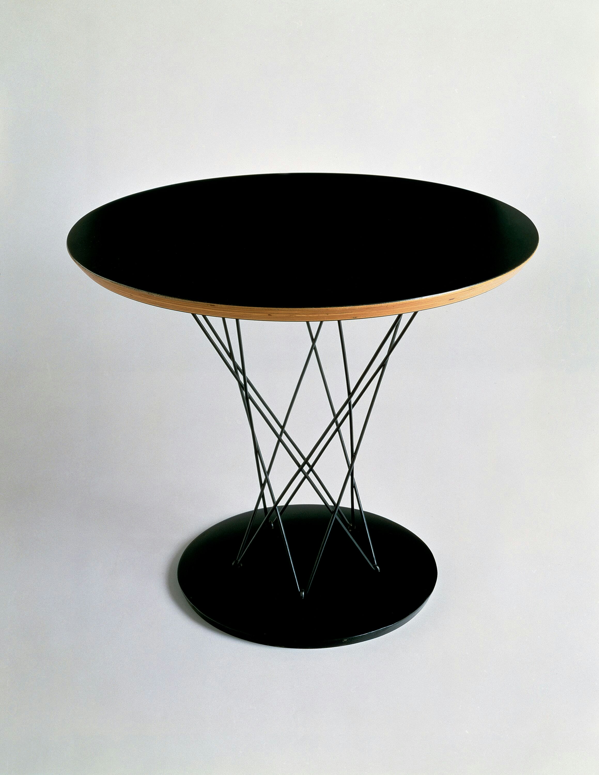 Cyclone™ Side Table - Original Design | Knoll