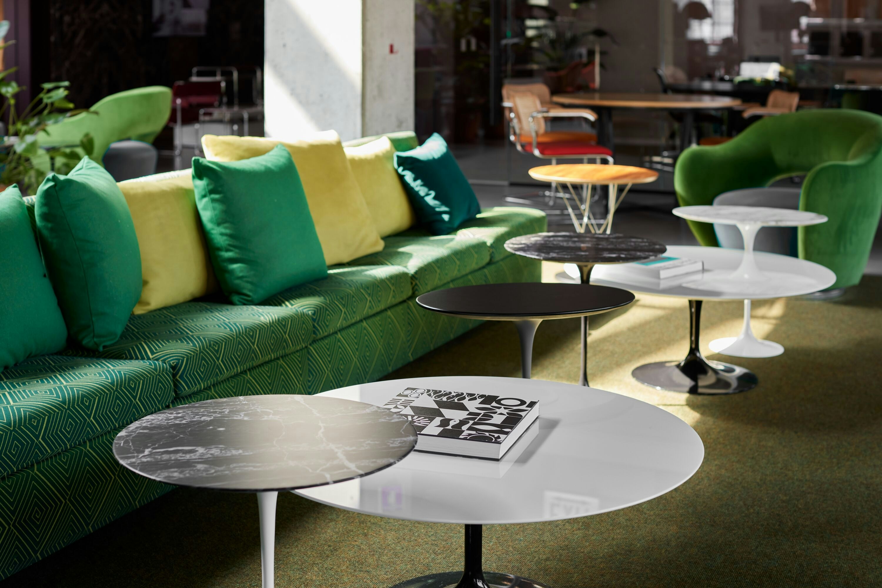 Saarinen Coffee Table | Knoll