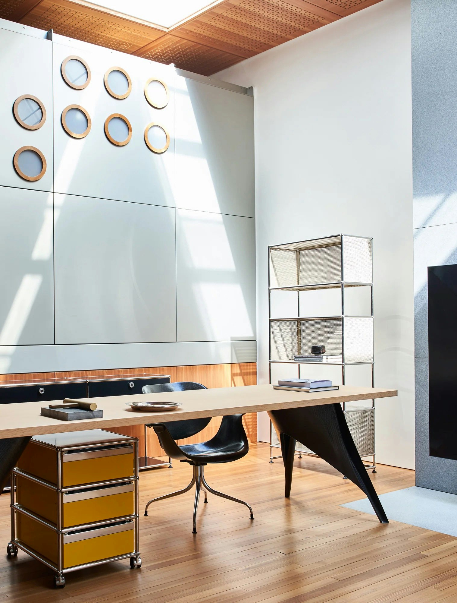 USM Haller Bookshelf – Design Within Reach