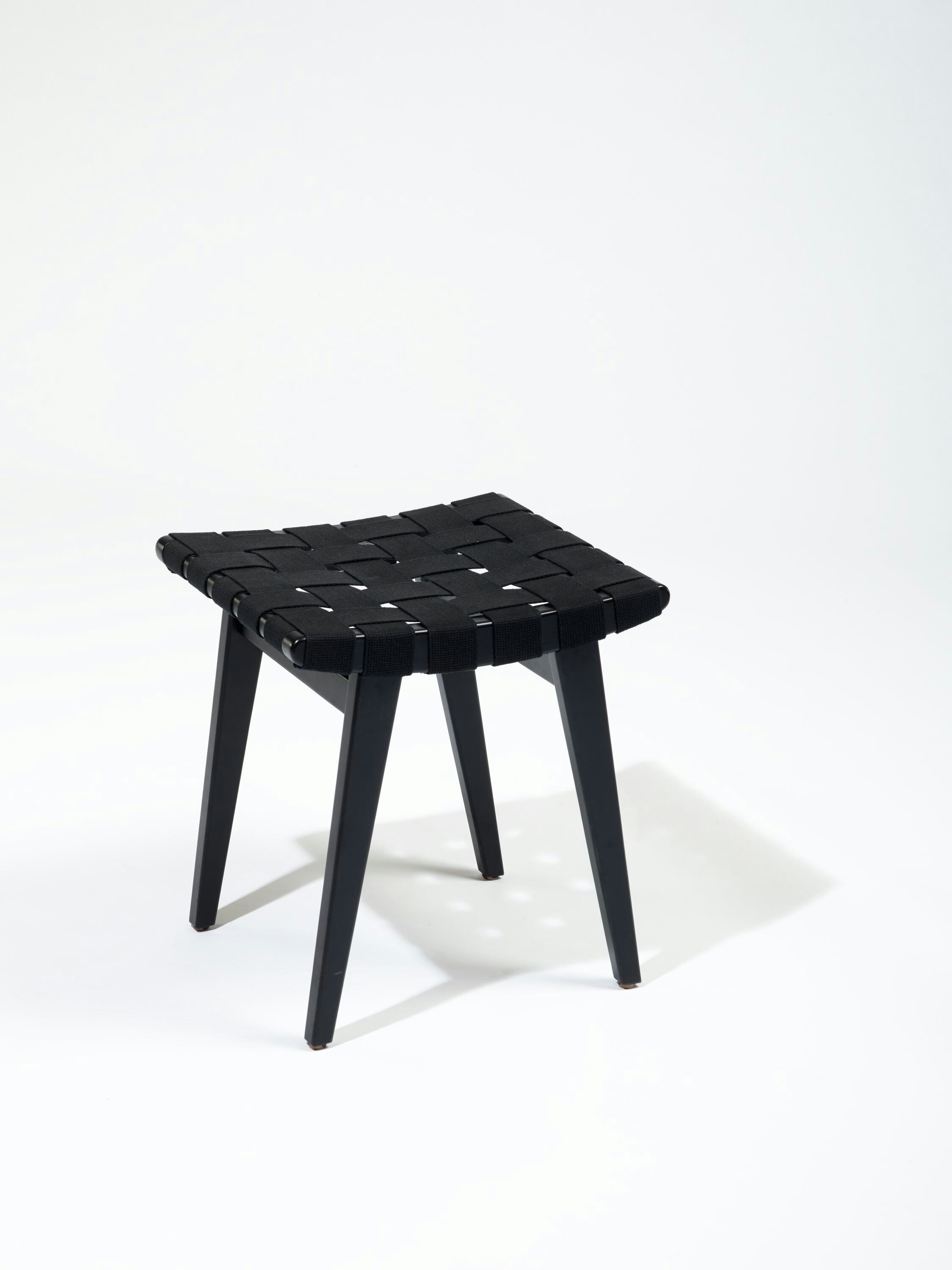 Risom Stool - Original Design | Knoll