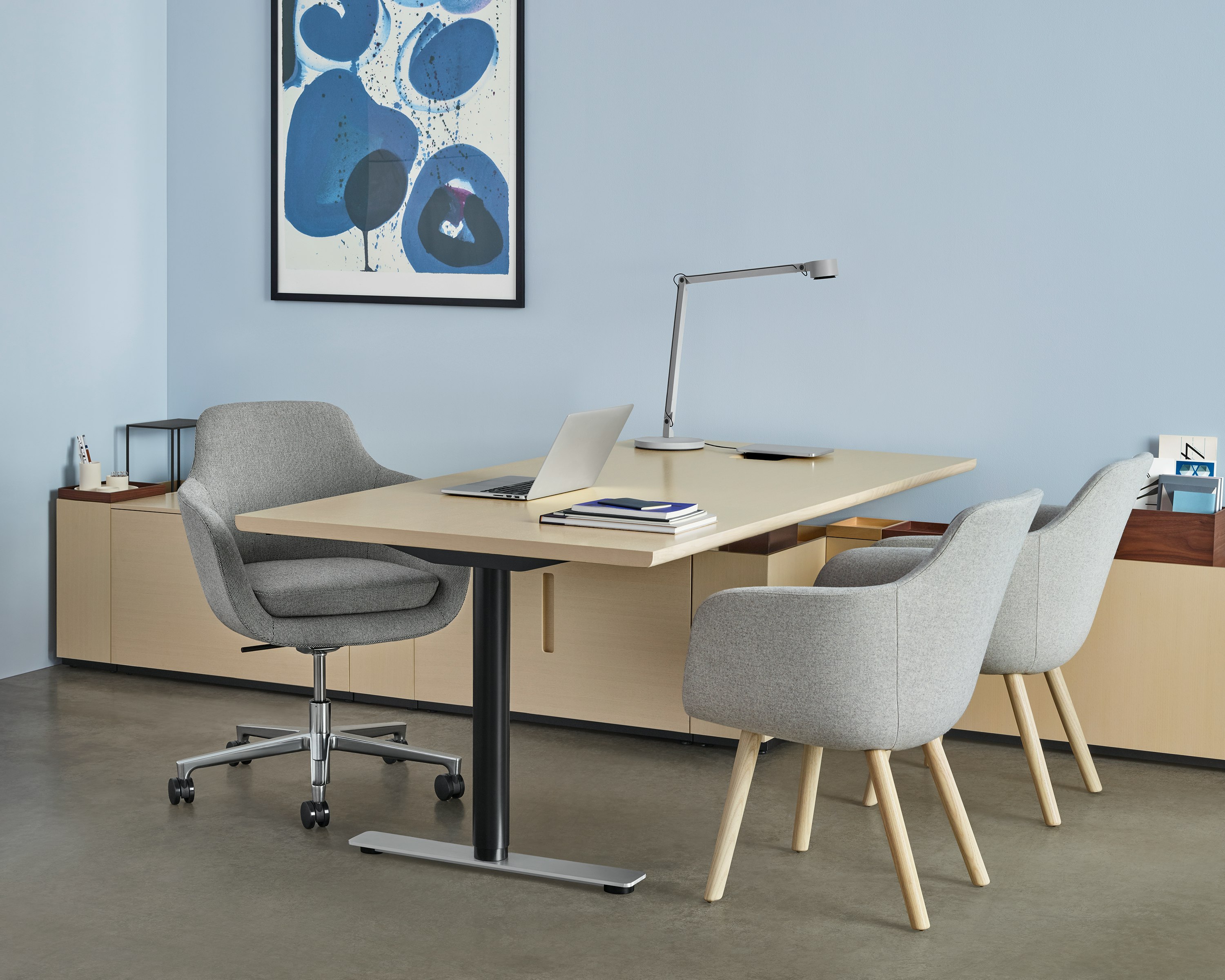 Saiba Task Chair – Design Within Reach