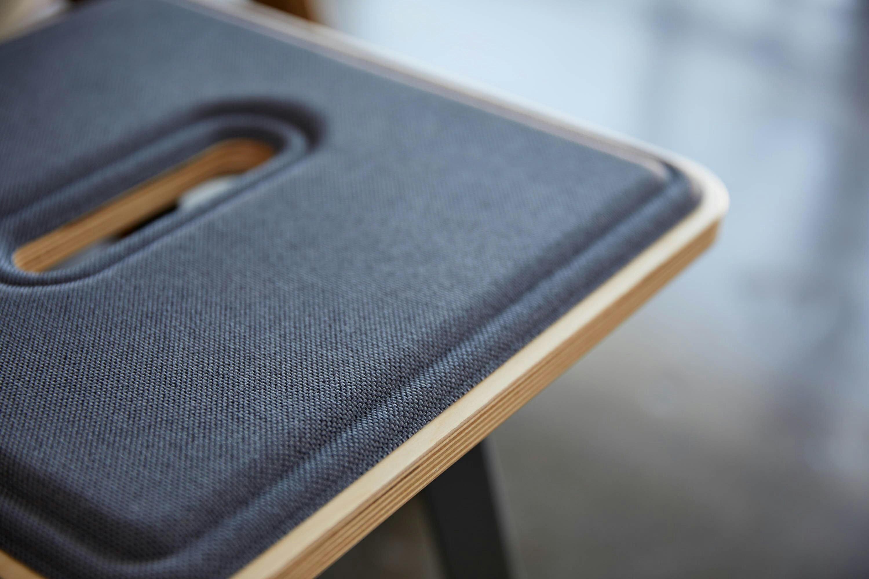 Rockwell Unscripted Easy Stools | Knoll