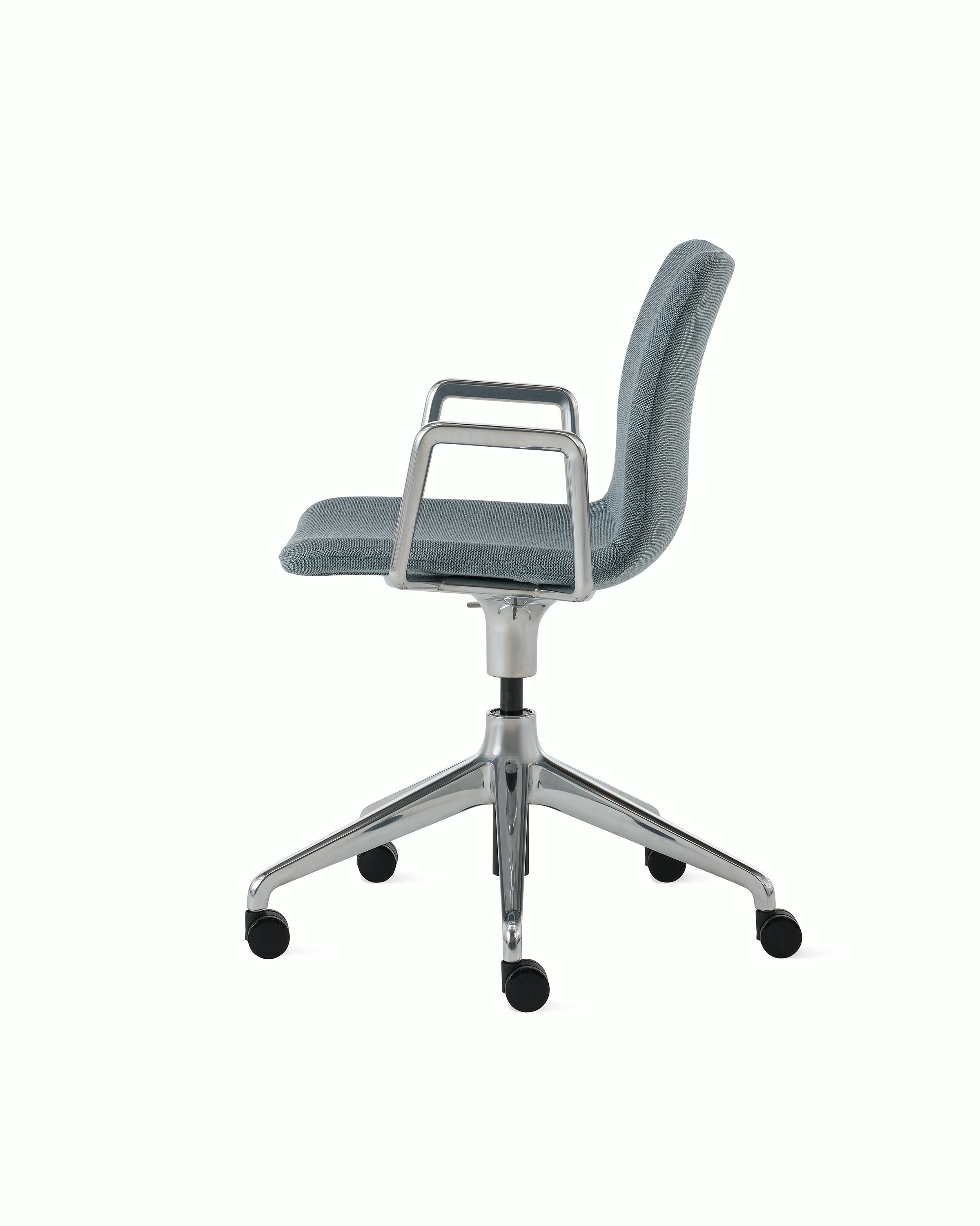 Viv Chair, NaughtOne | MillerKnoll