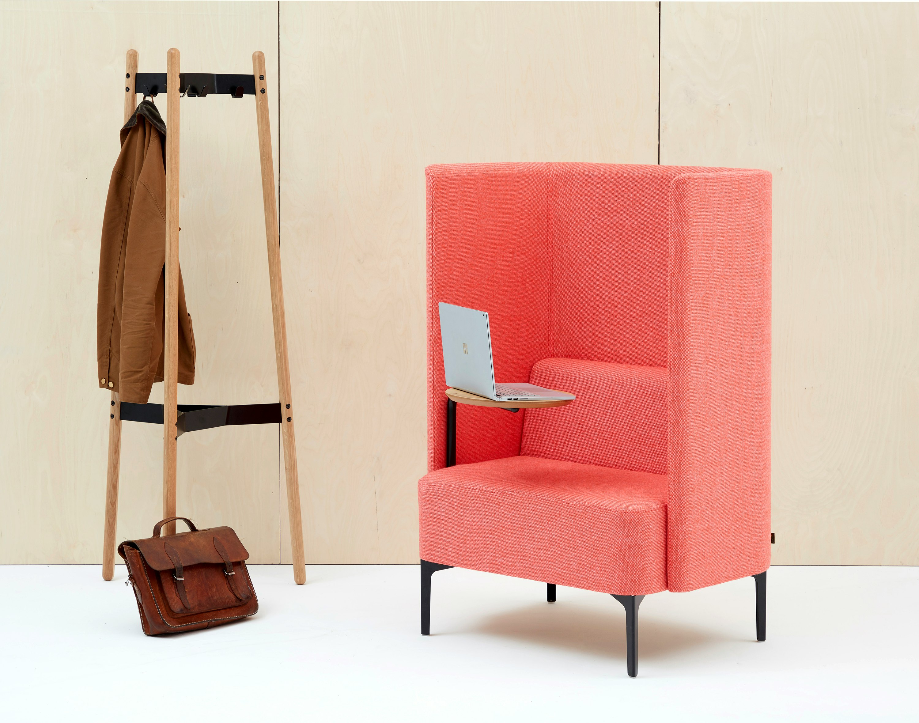 Pullman Chair, NaughtOne | MillerKnoll