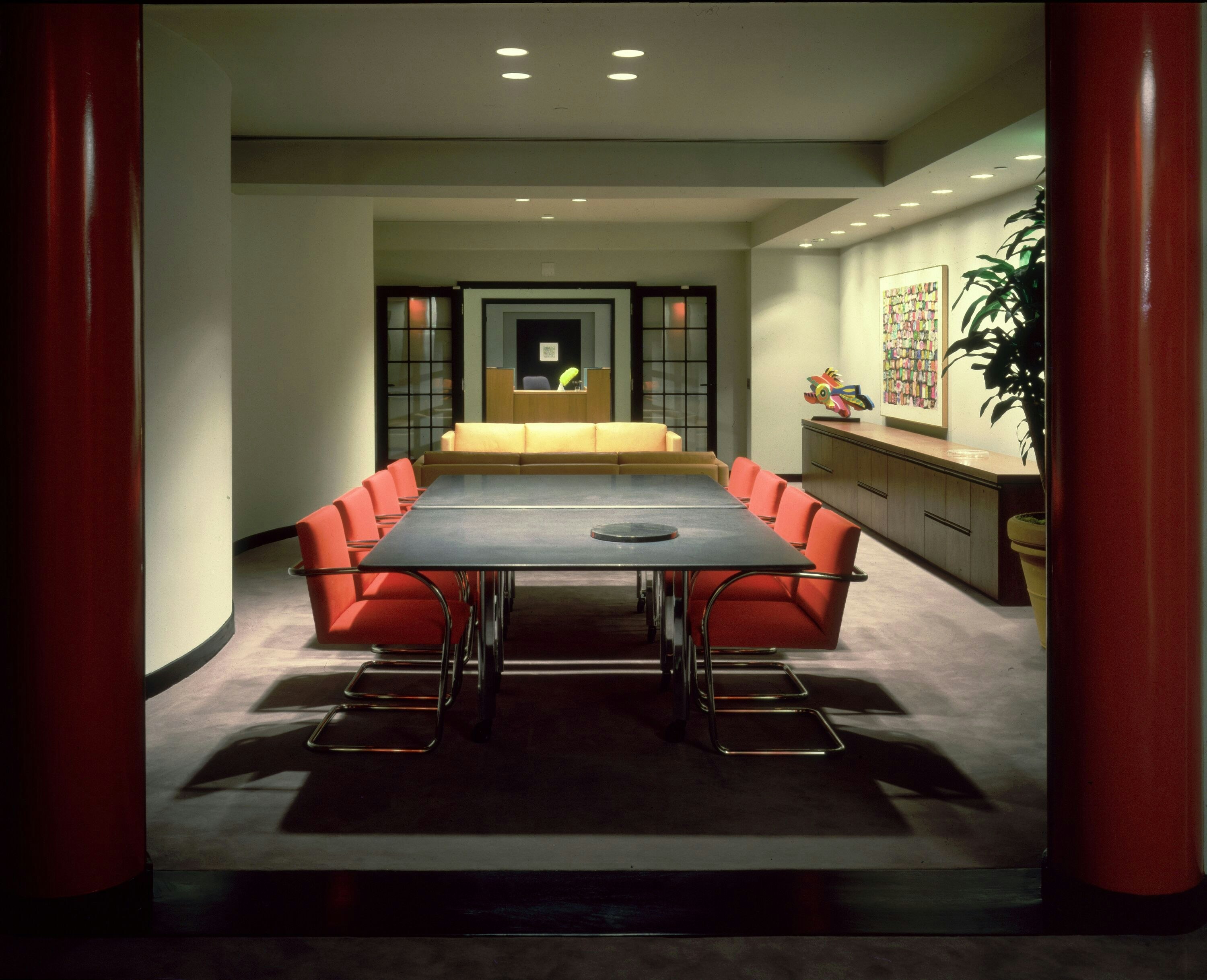 D'Urso High Tables | Knoll