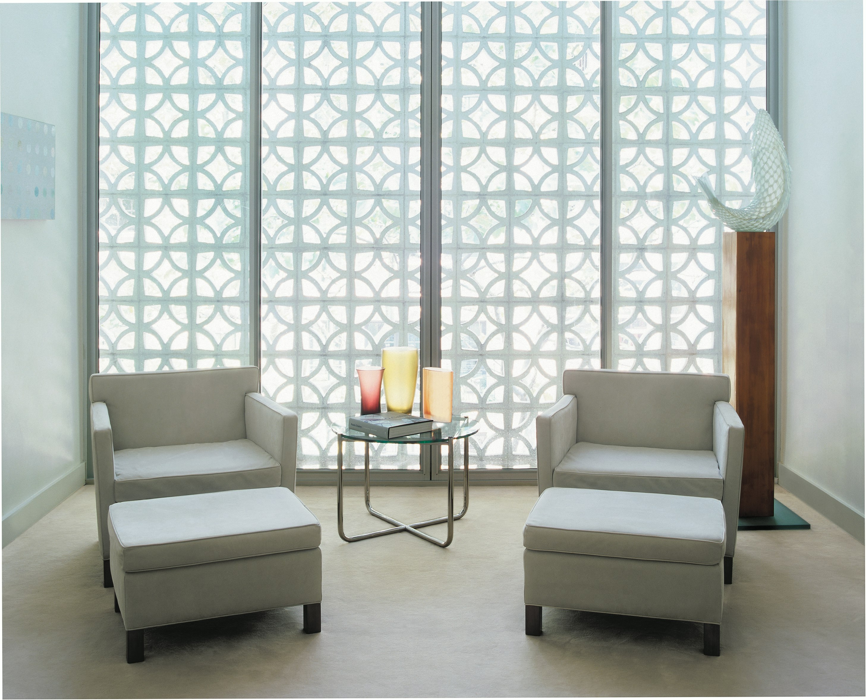 MR Table – Design Within Reach