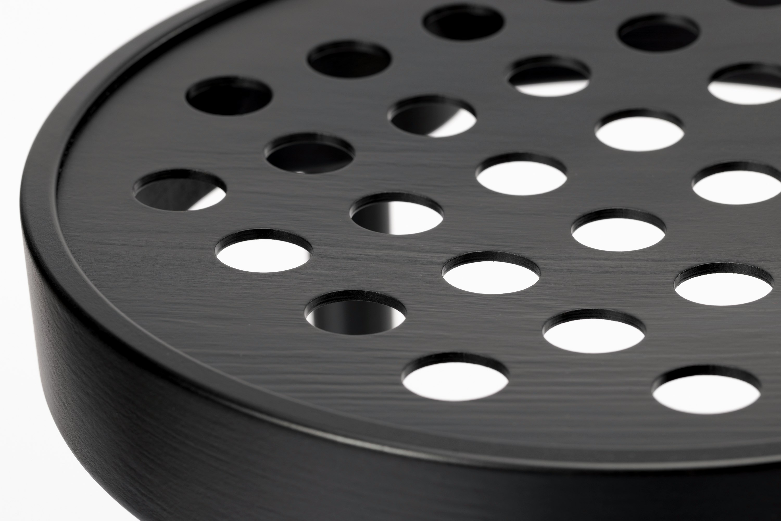 822 Counter Stool – Design Within Reach