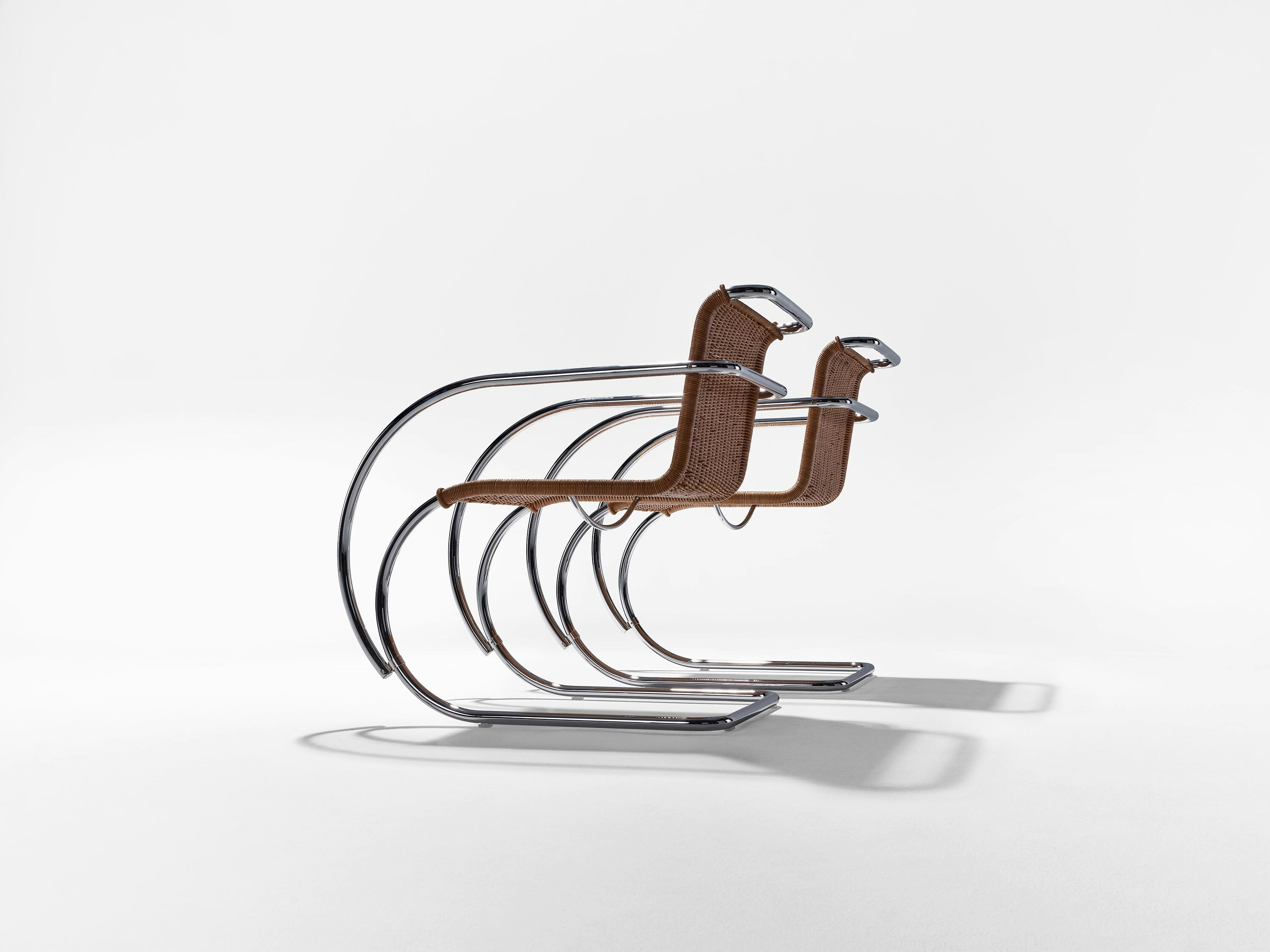 MR Chair with Arms - Original Design | Knoll