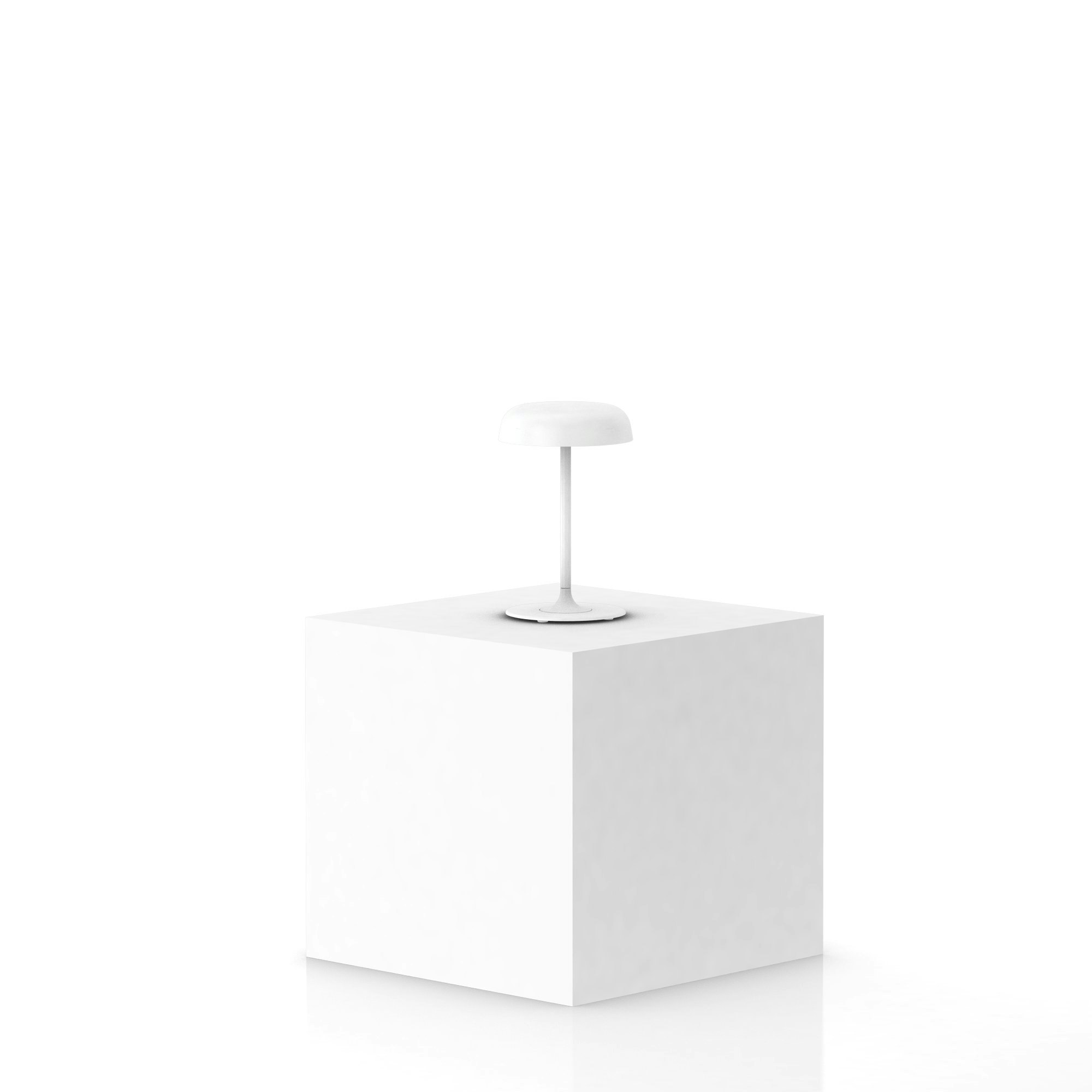 Ode Desk Lamp - Design Within Reach