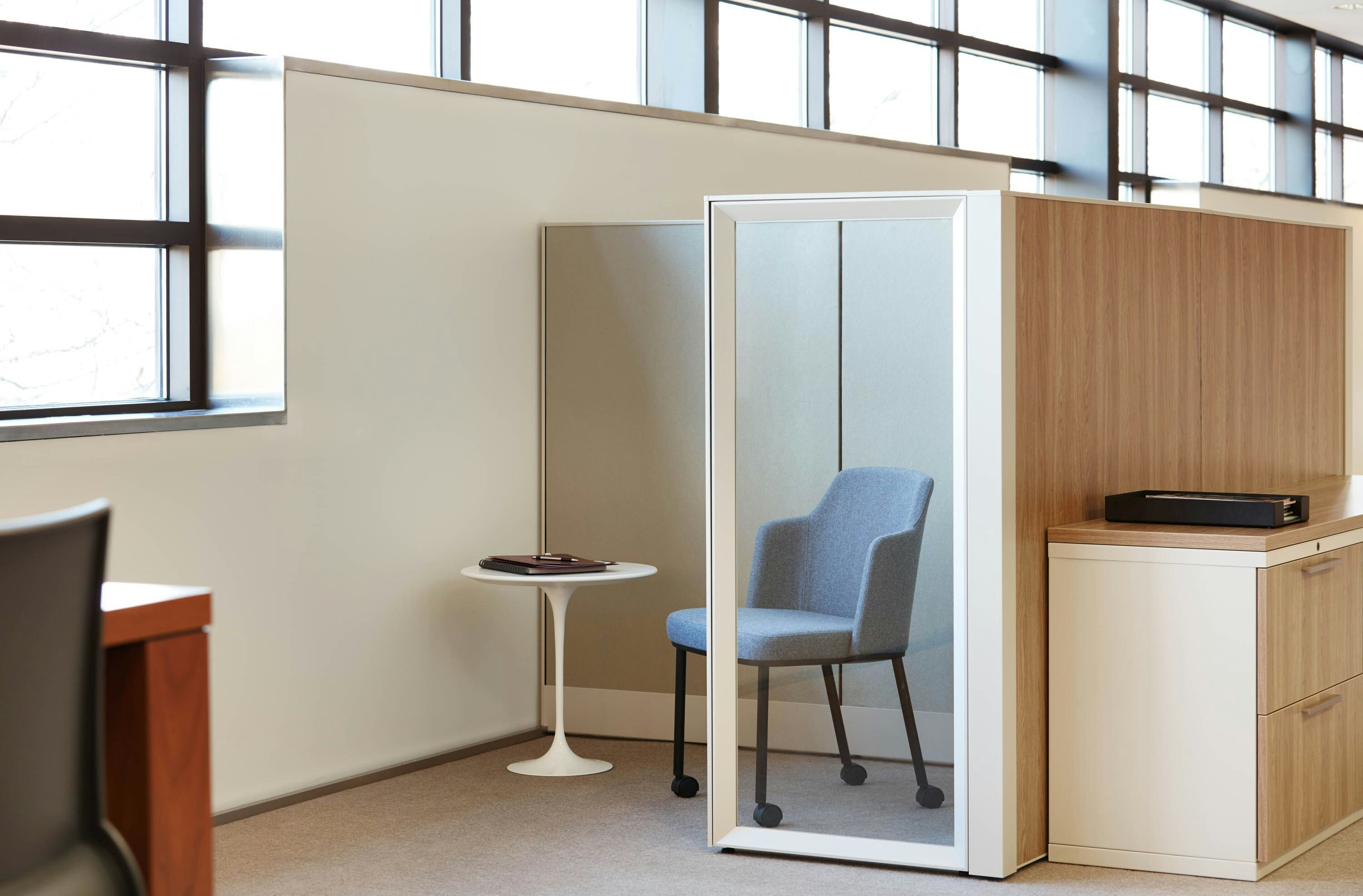 Remix® Side Chair | Knoll