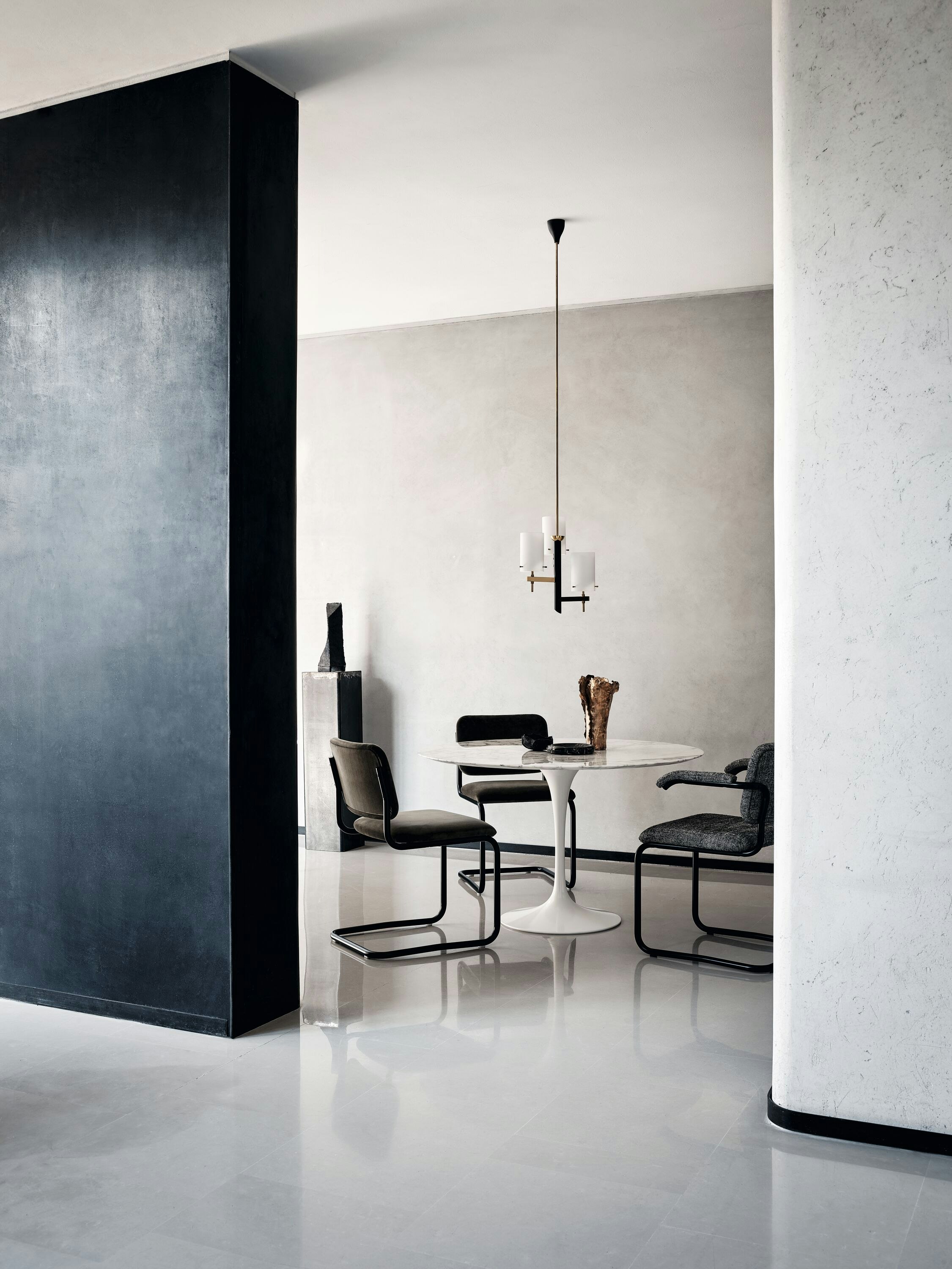 Cesca™ Chair | Knoll