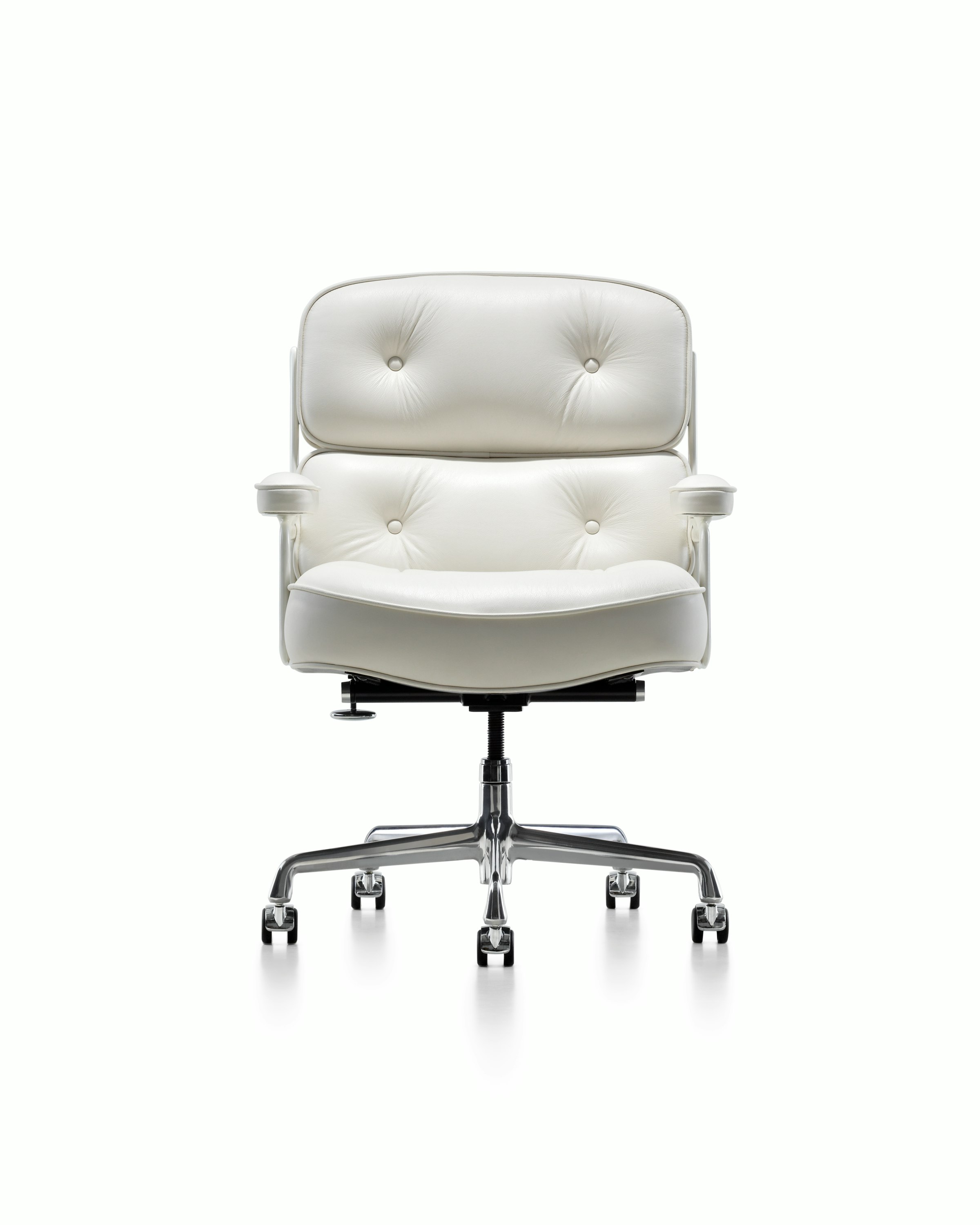 Eames Executive Chair, Herman Miller | MillerKnoll