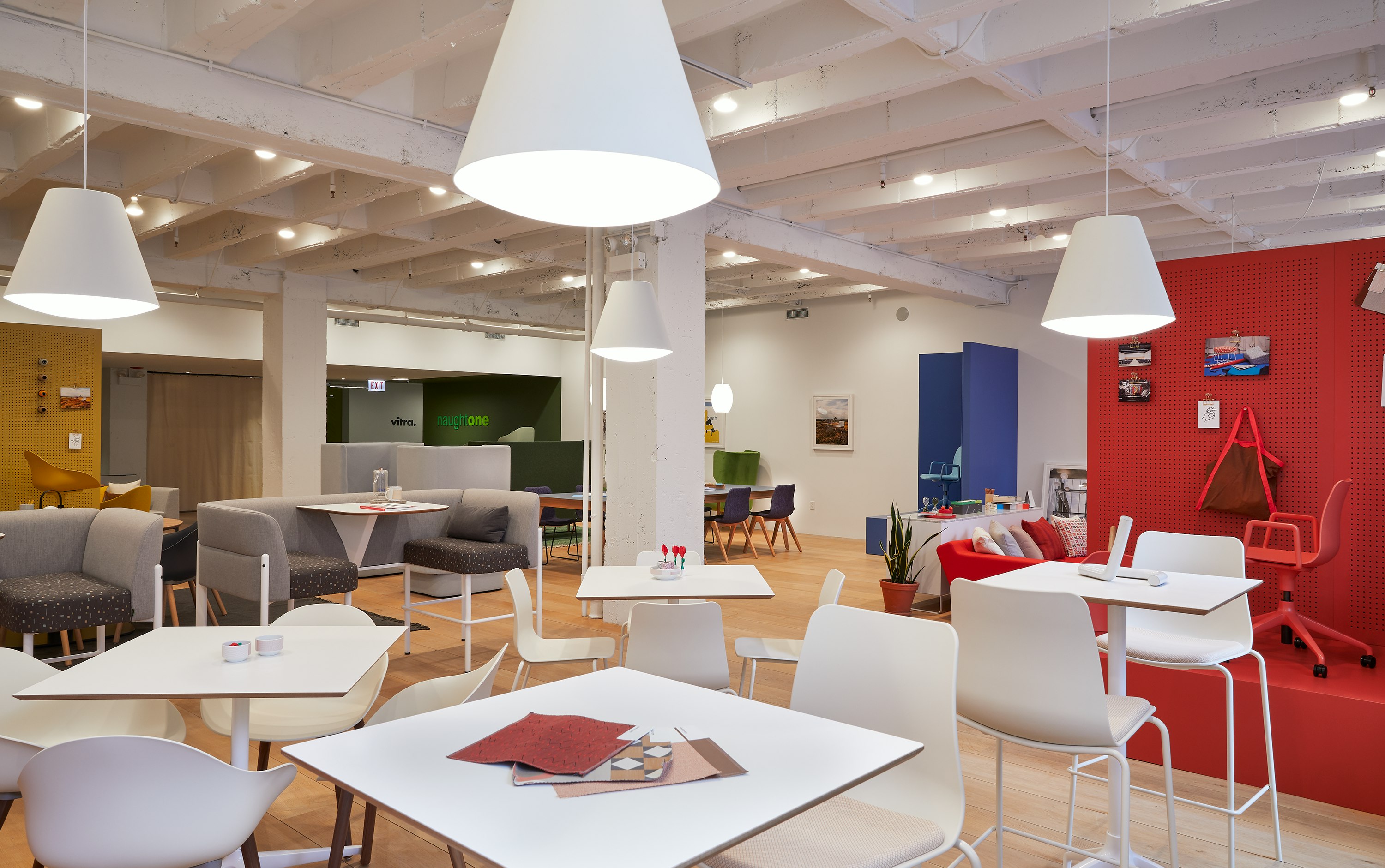 Polly Chair, NaughtOne | MillerKnoll