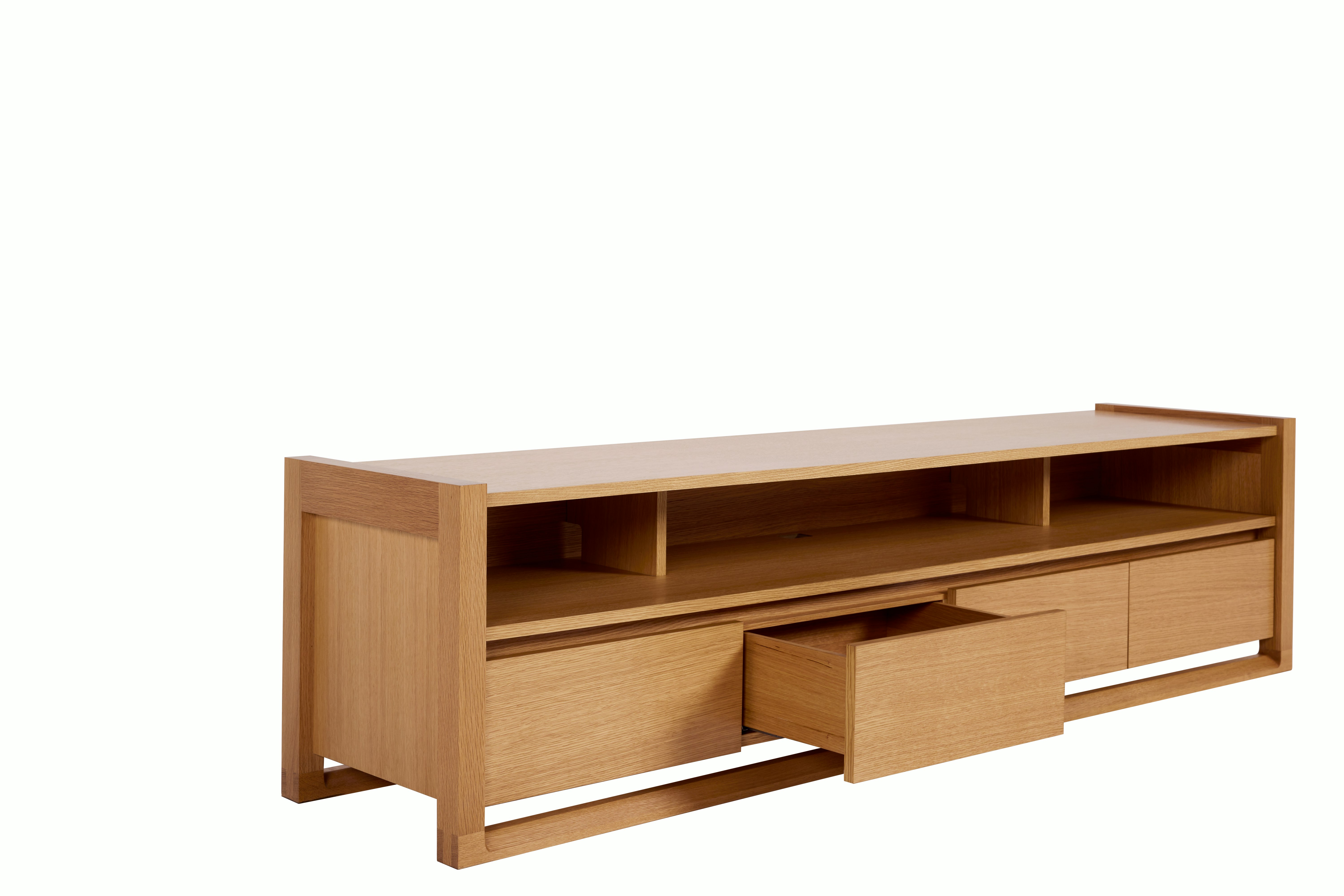 Matera Media Unit, DWR Collection | MillerKnoll