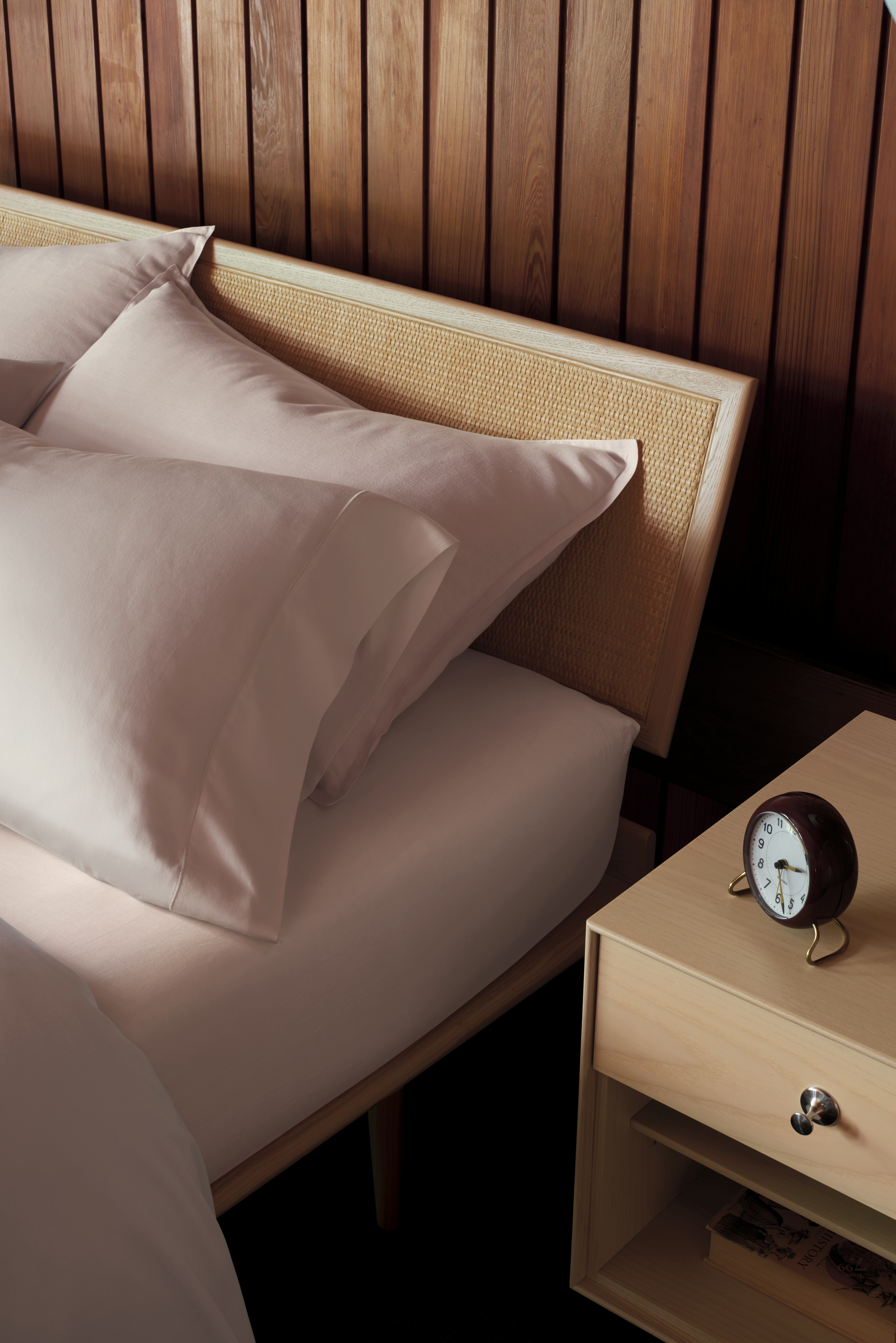 Nelson Thin Edge Bedside Table – Design Within Reach