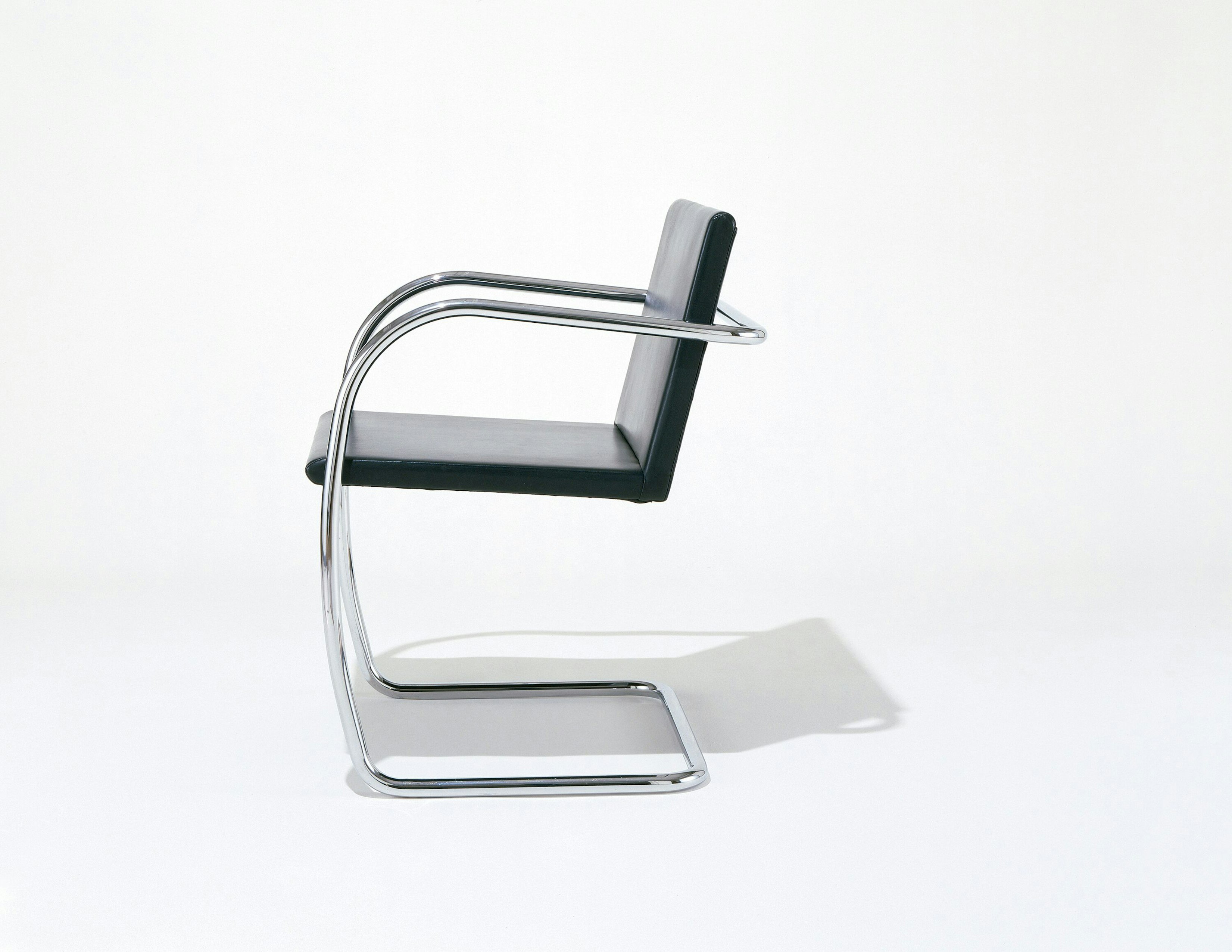 Brno Chair - Tubular - Original Design | Knoll