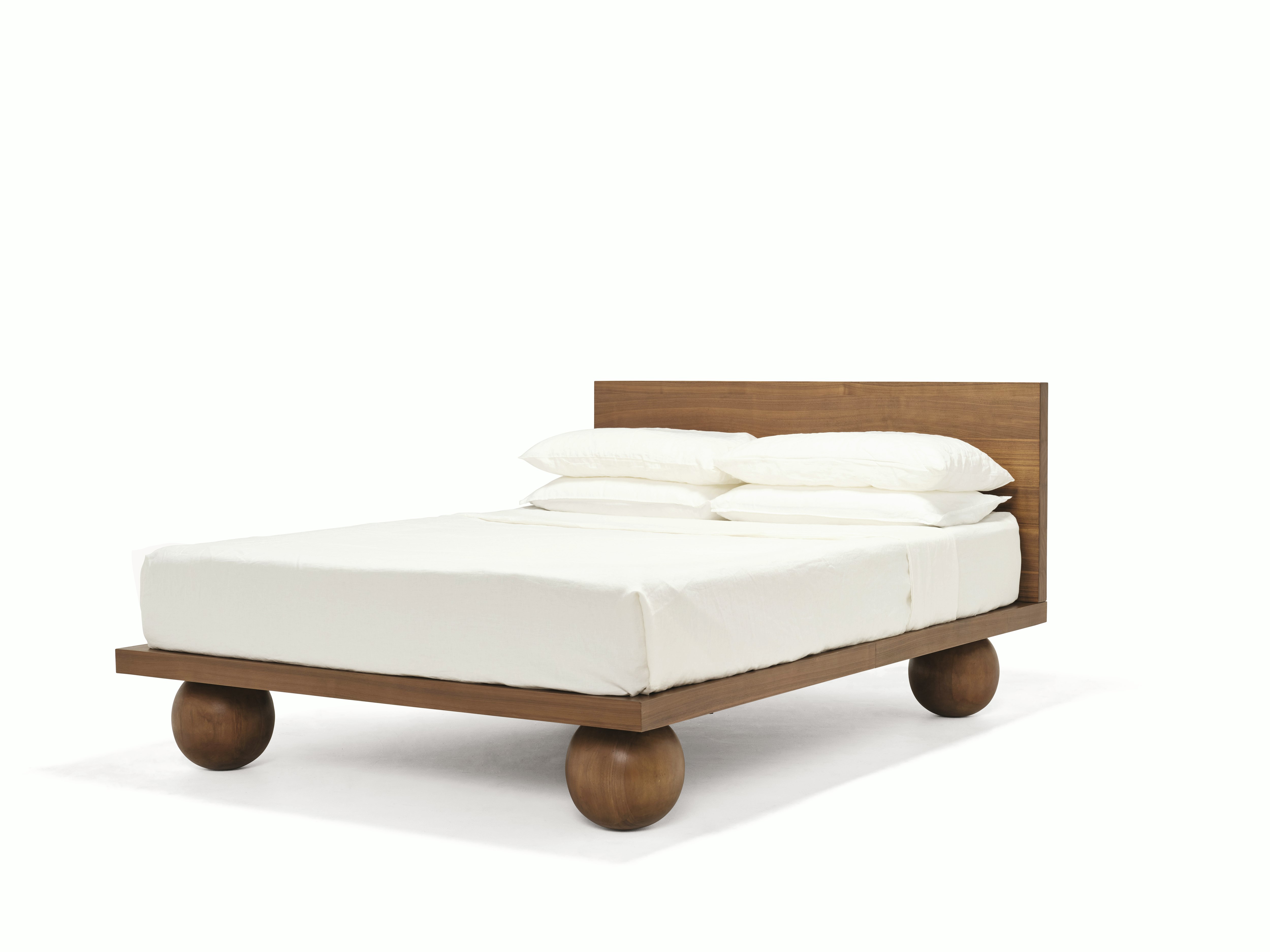 Modern Beds – Design Within Reach