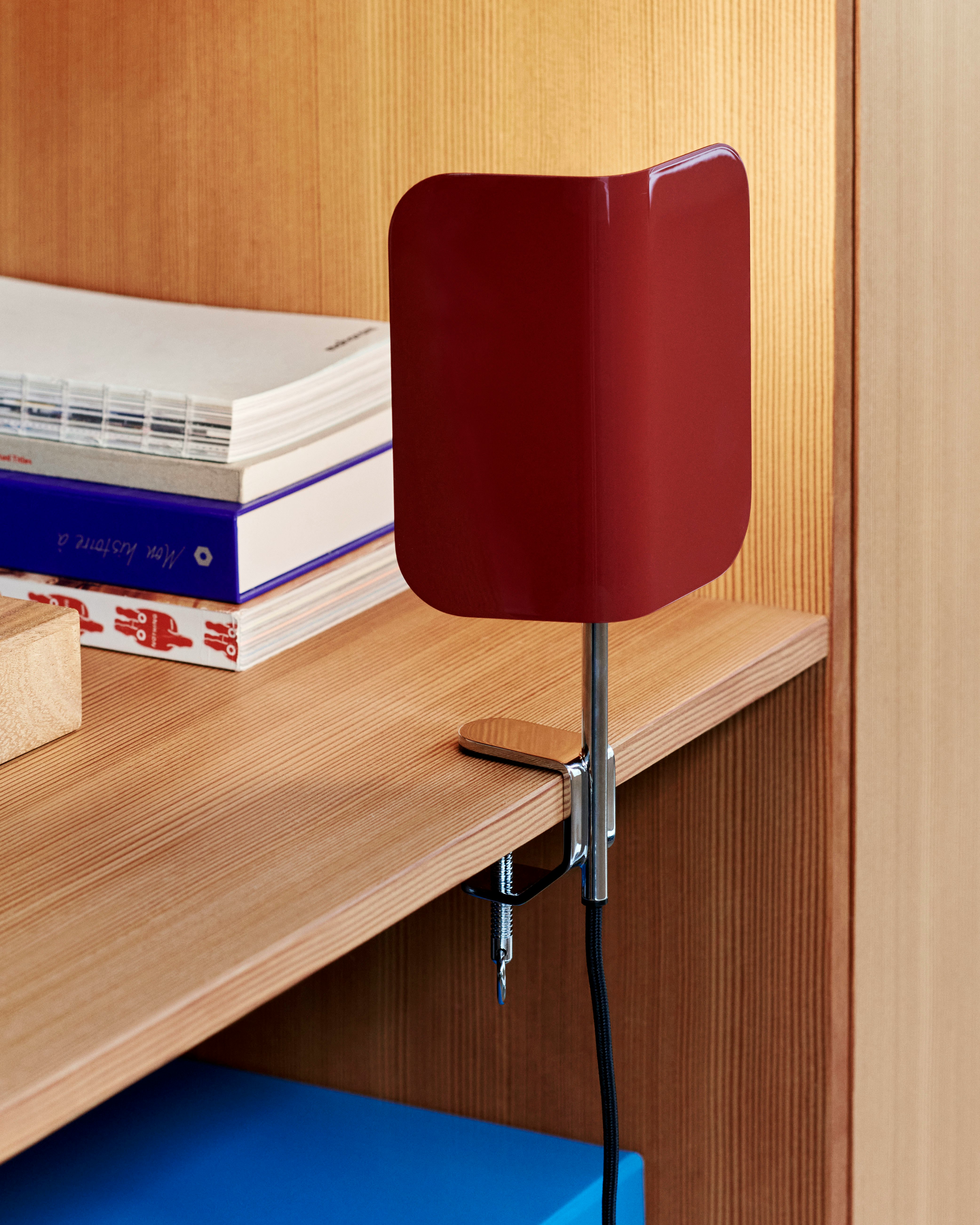 Apex Clip Lamp – Design Within Reach