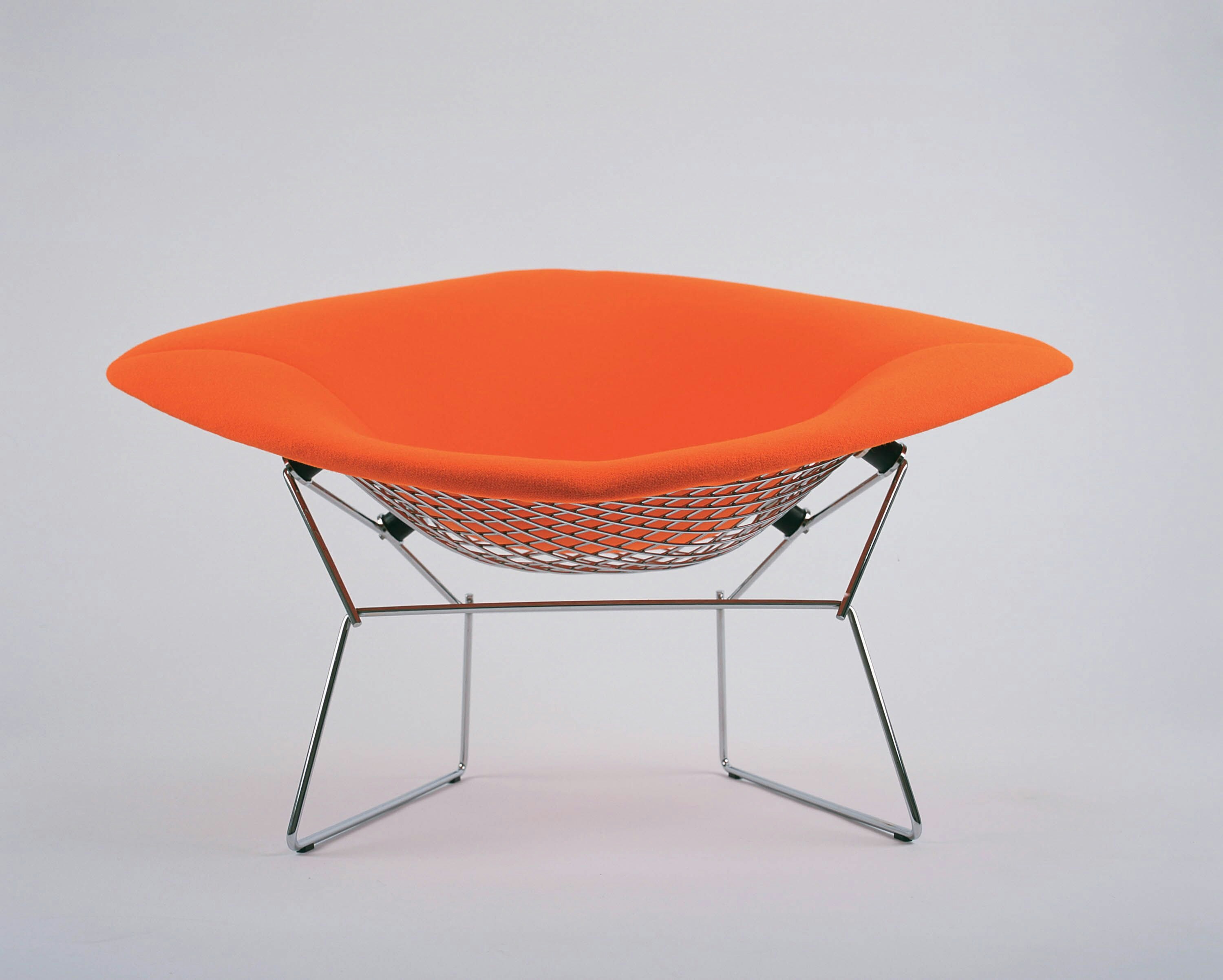 Bertoia Large Diamond™ Chair | Knoll