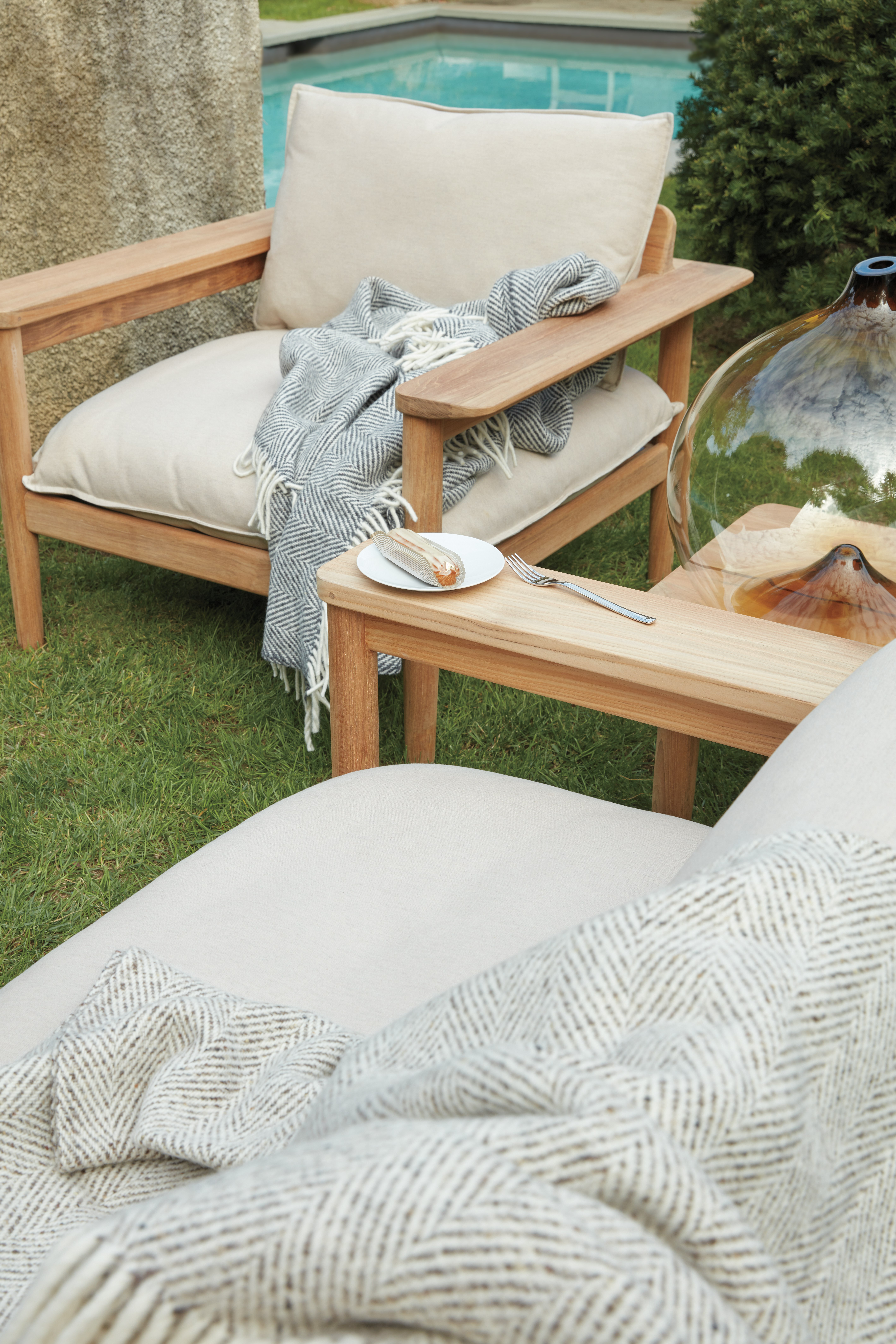 Terassi Lounge Chair – Design Within Reach