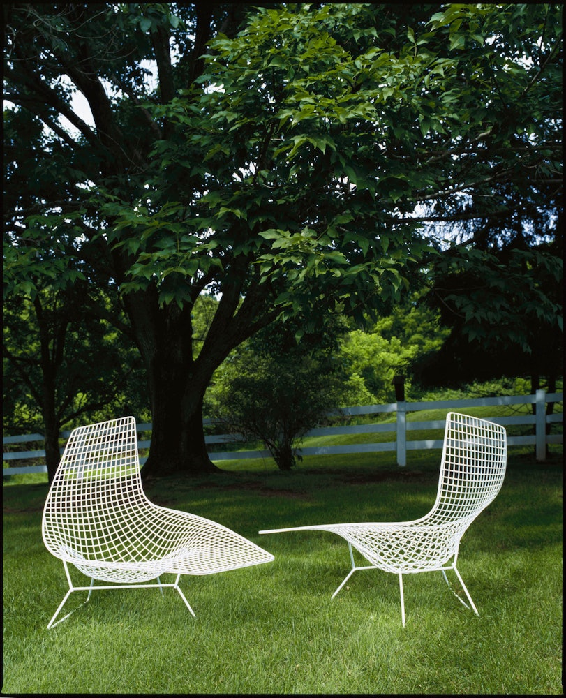 Bertoia Asymmetric Chaise | Knoll Bertoia Asymmetric Chaise | Knoll