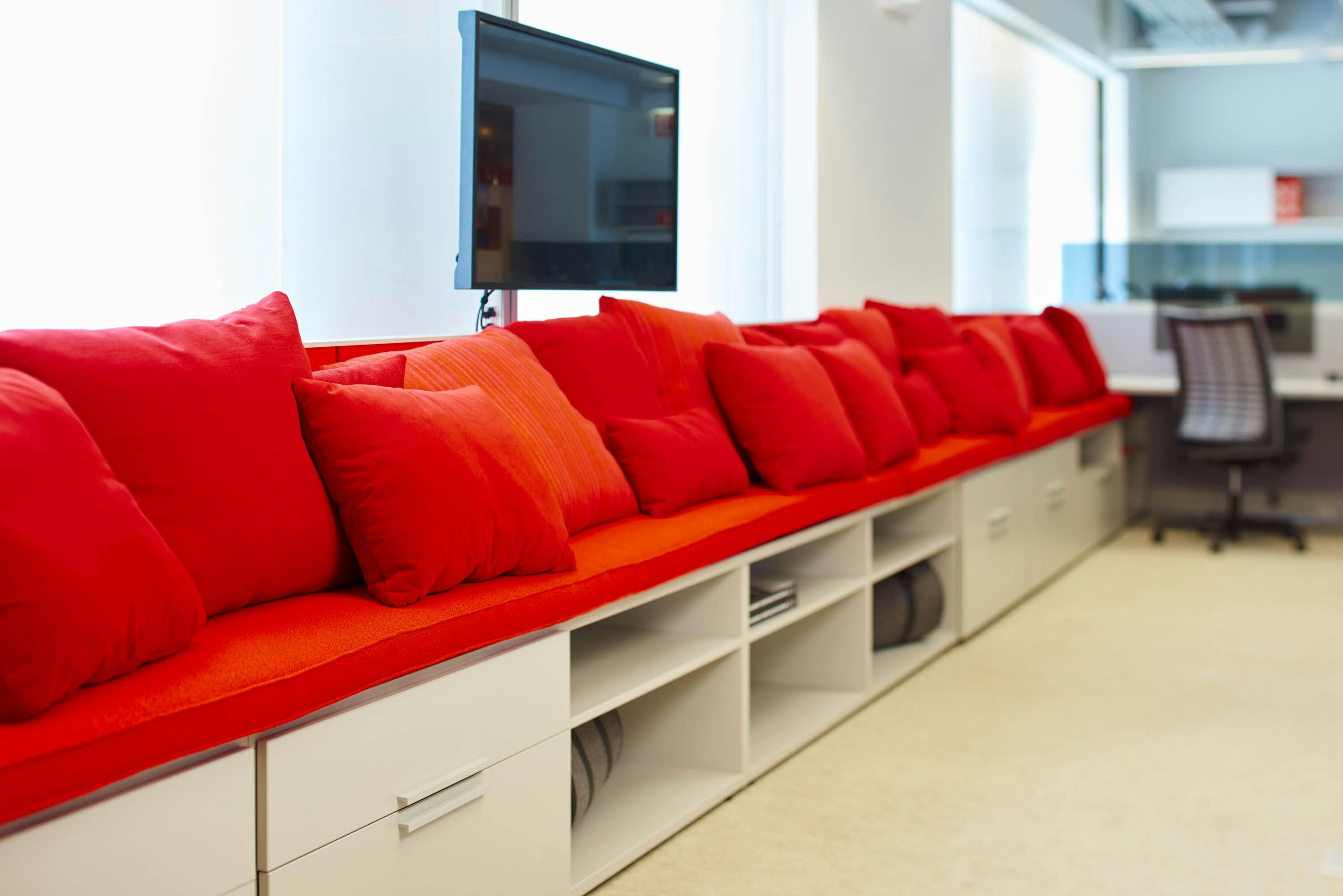 Anchor™ Storage System | Knoll