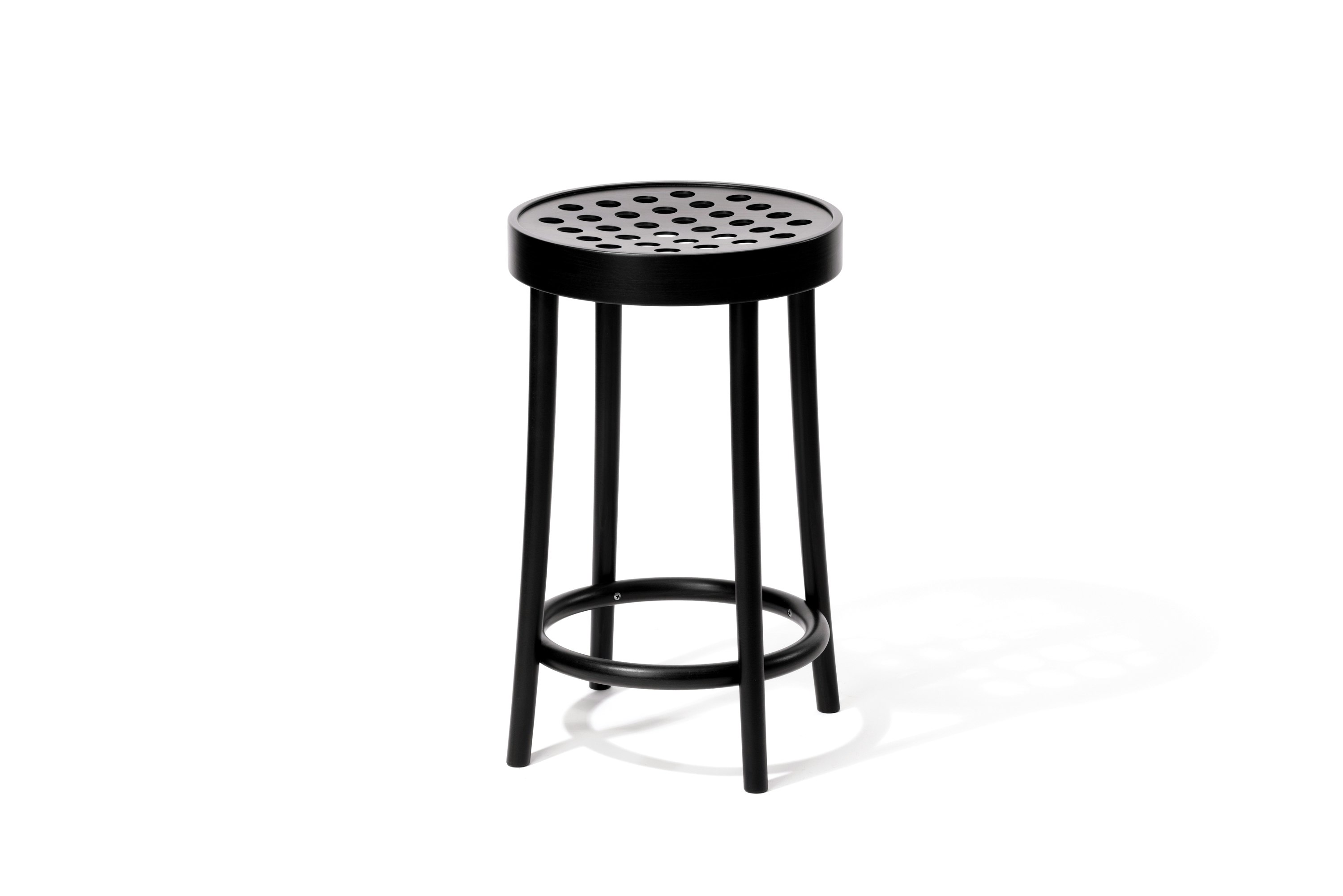 822 Counter Stool – Design Within Reach