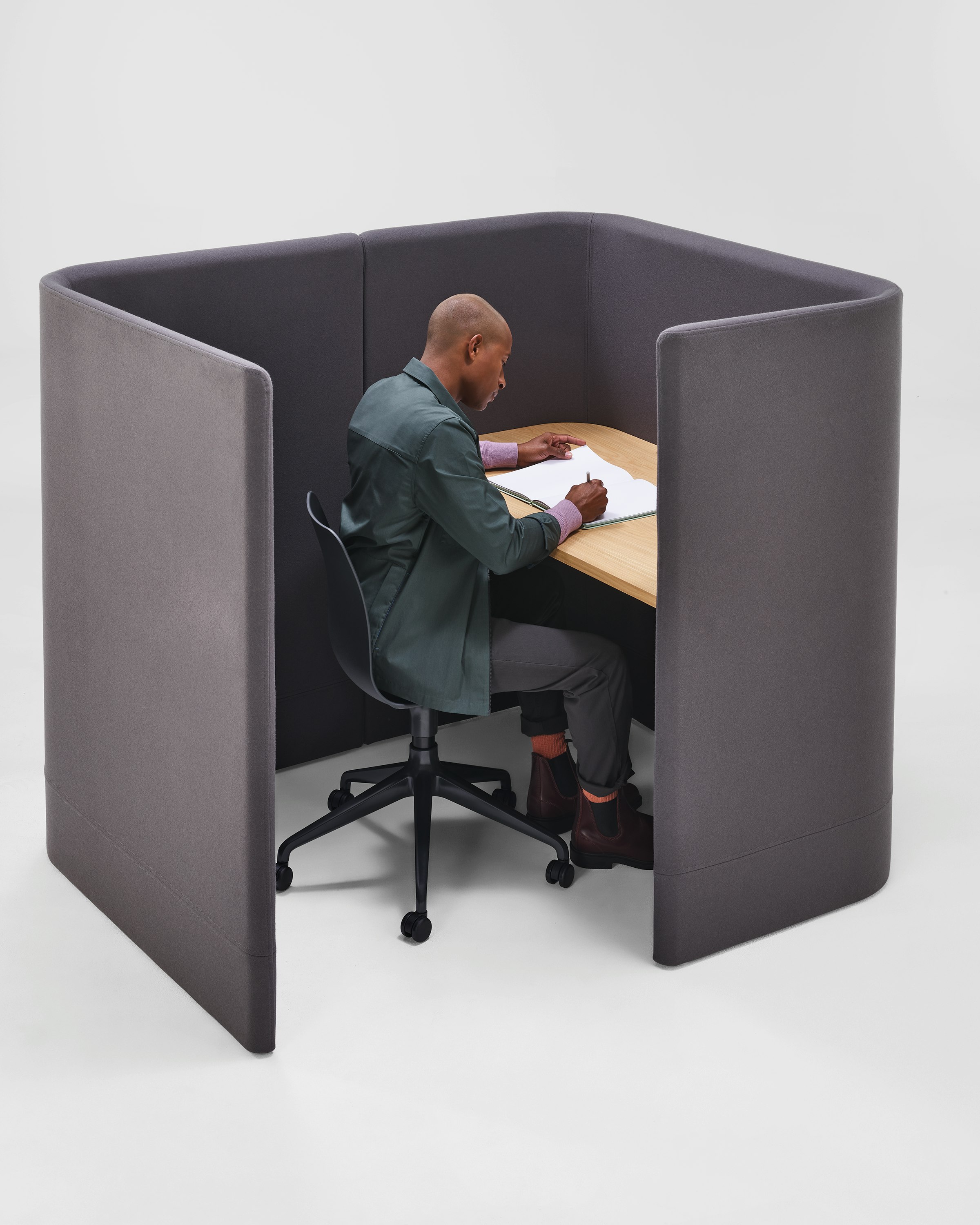 Pullman Desk Pod, NaughtOne | MillerKnoll