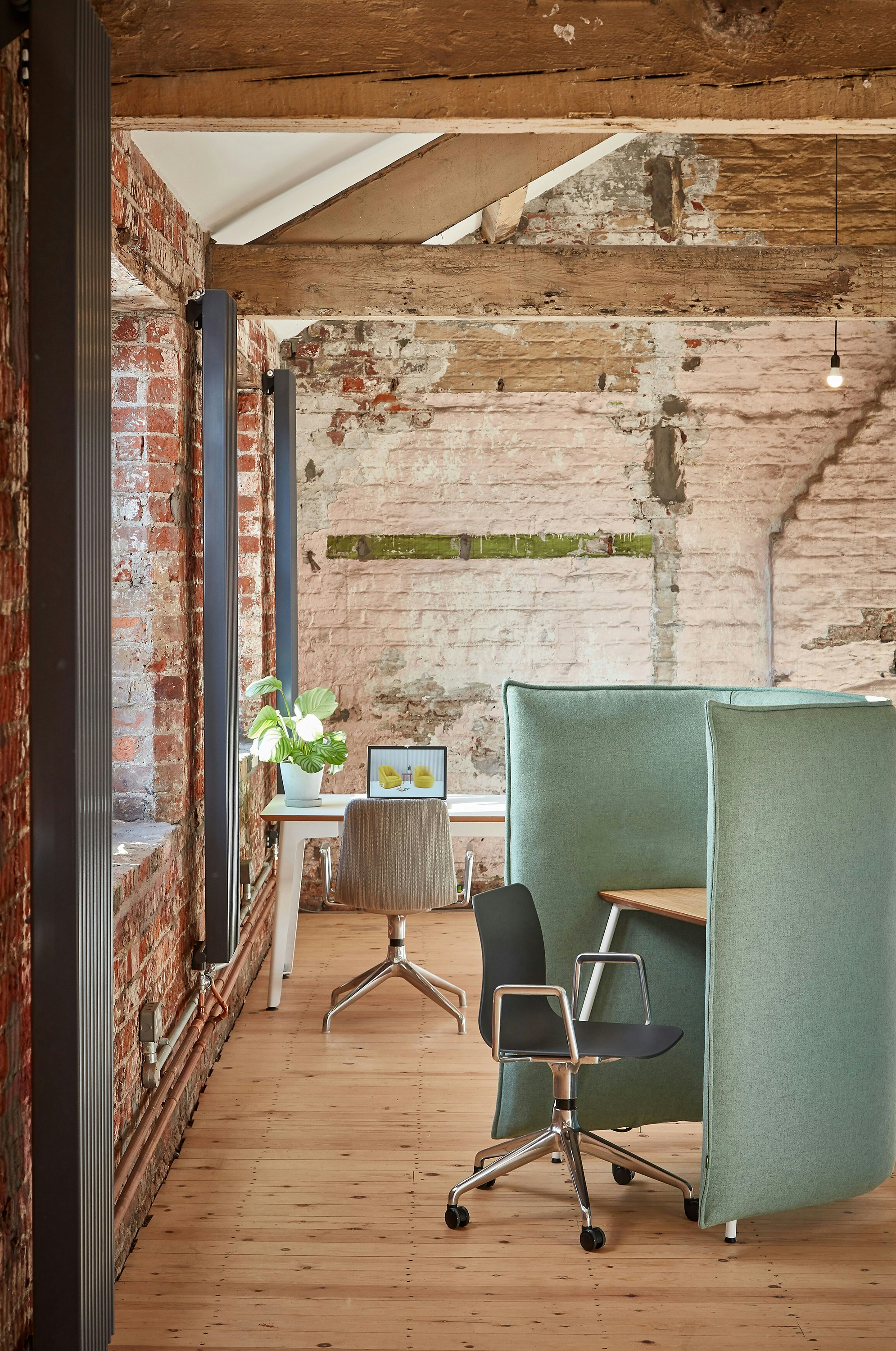 Polly Chair, NaughtOne | MillerKnoll