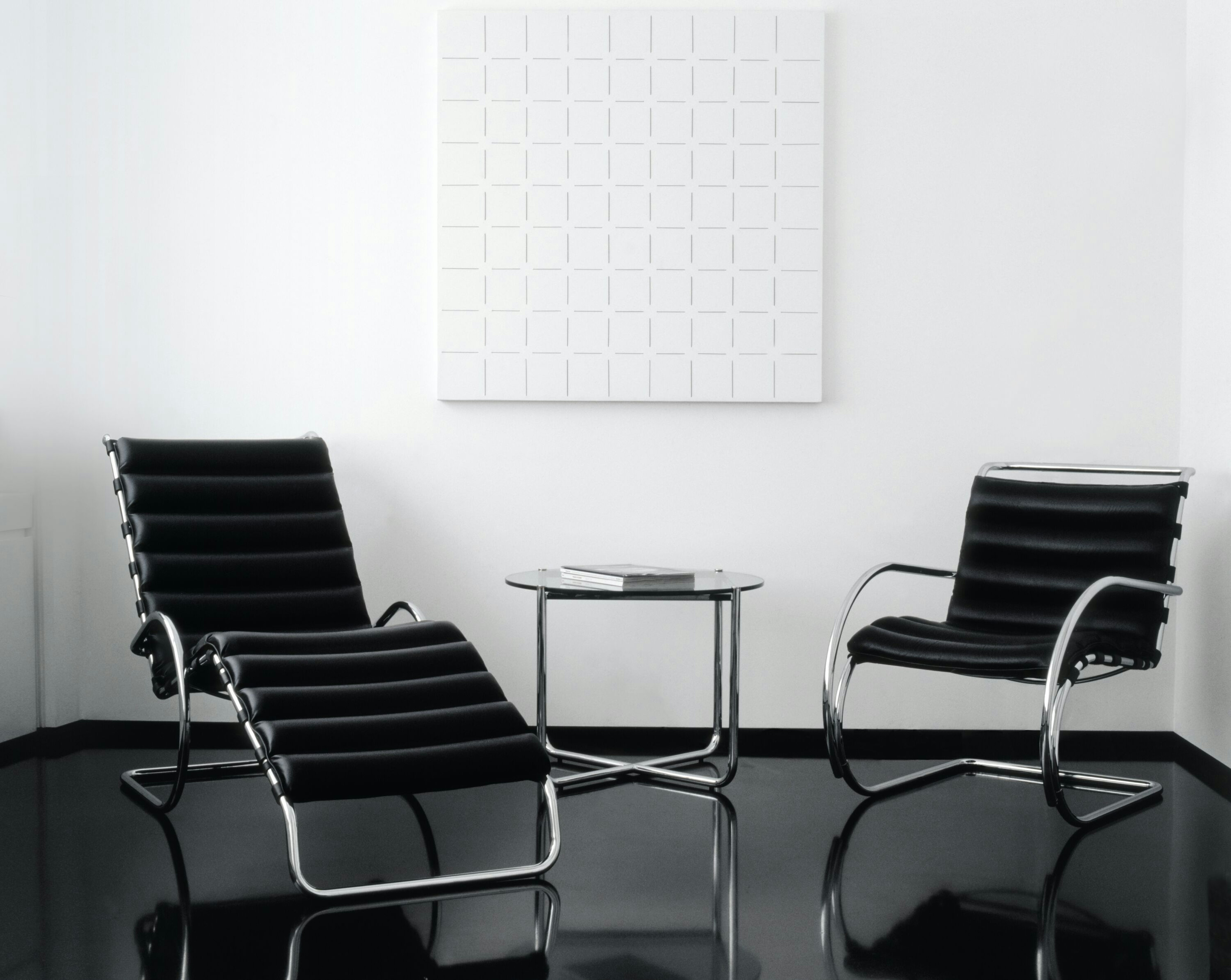 MR Table - Limited Edition Black Glass - Original Design | Knoll