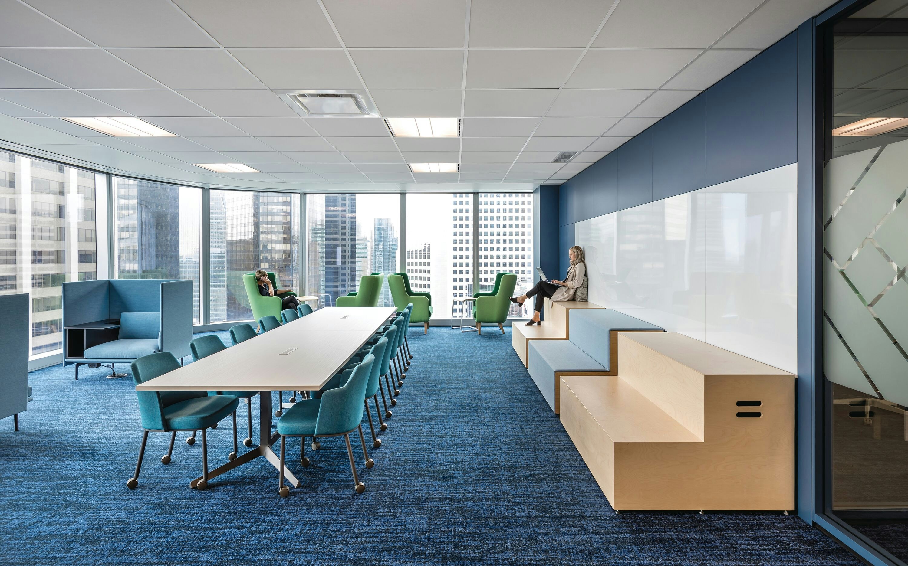 Rockwell Unscripted™ Steps | Knoll