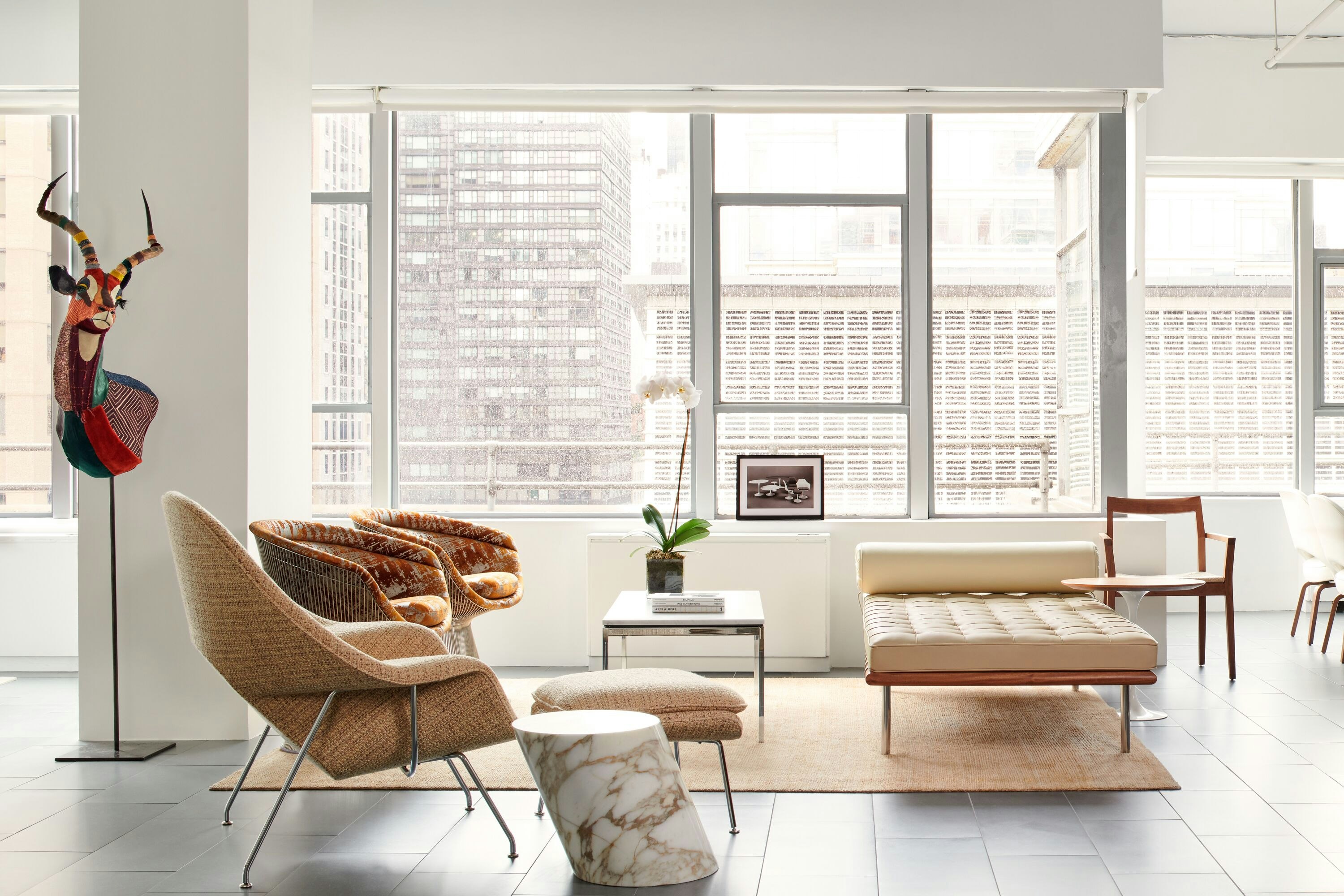 Womb™ Chair - Original Design | Knoll