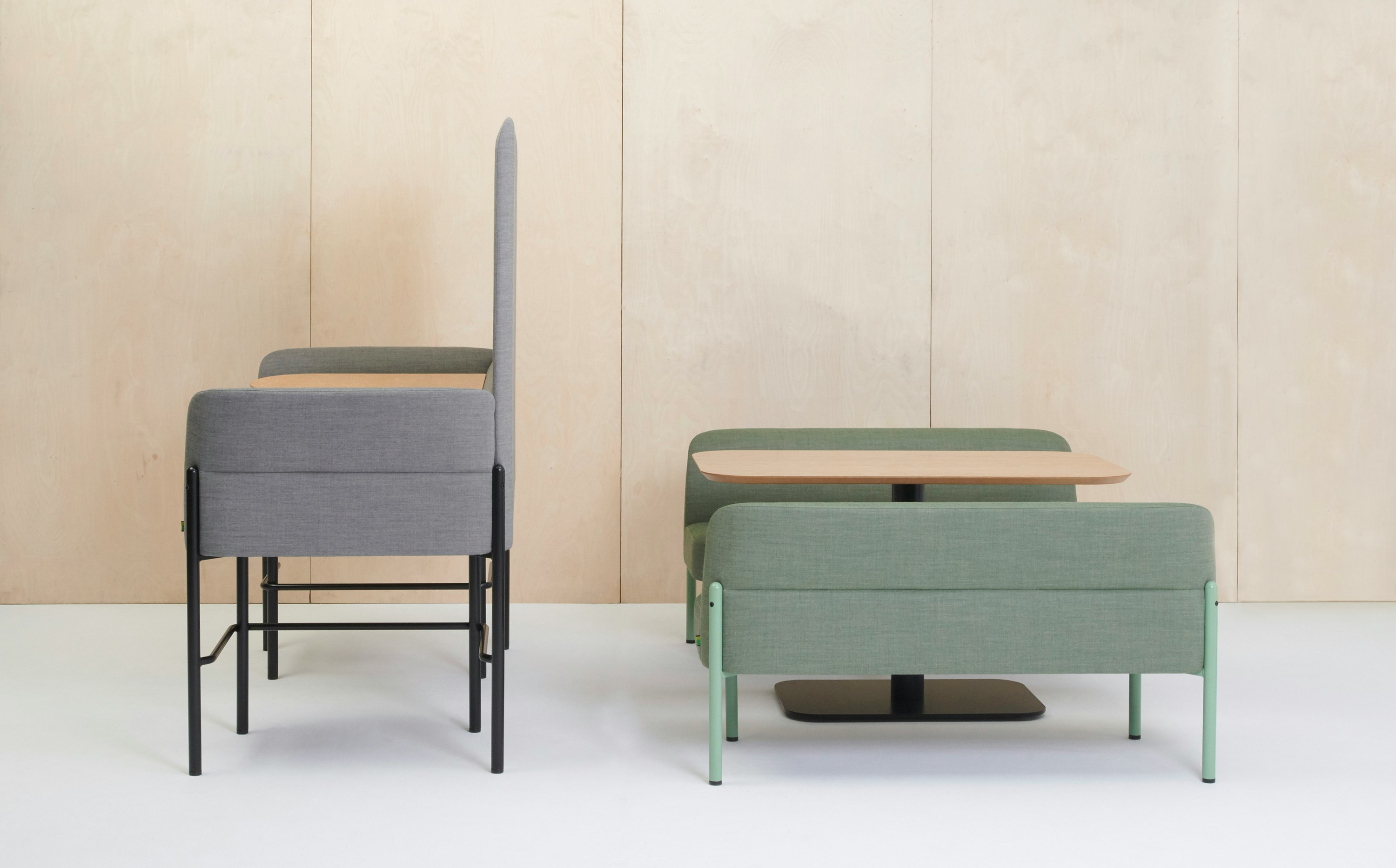 Hue Table, NaughtOne | MillerKnoll