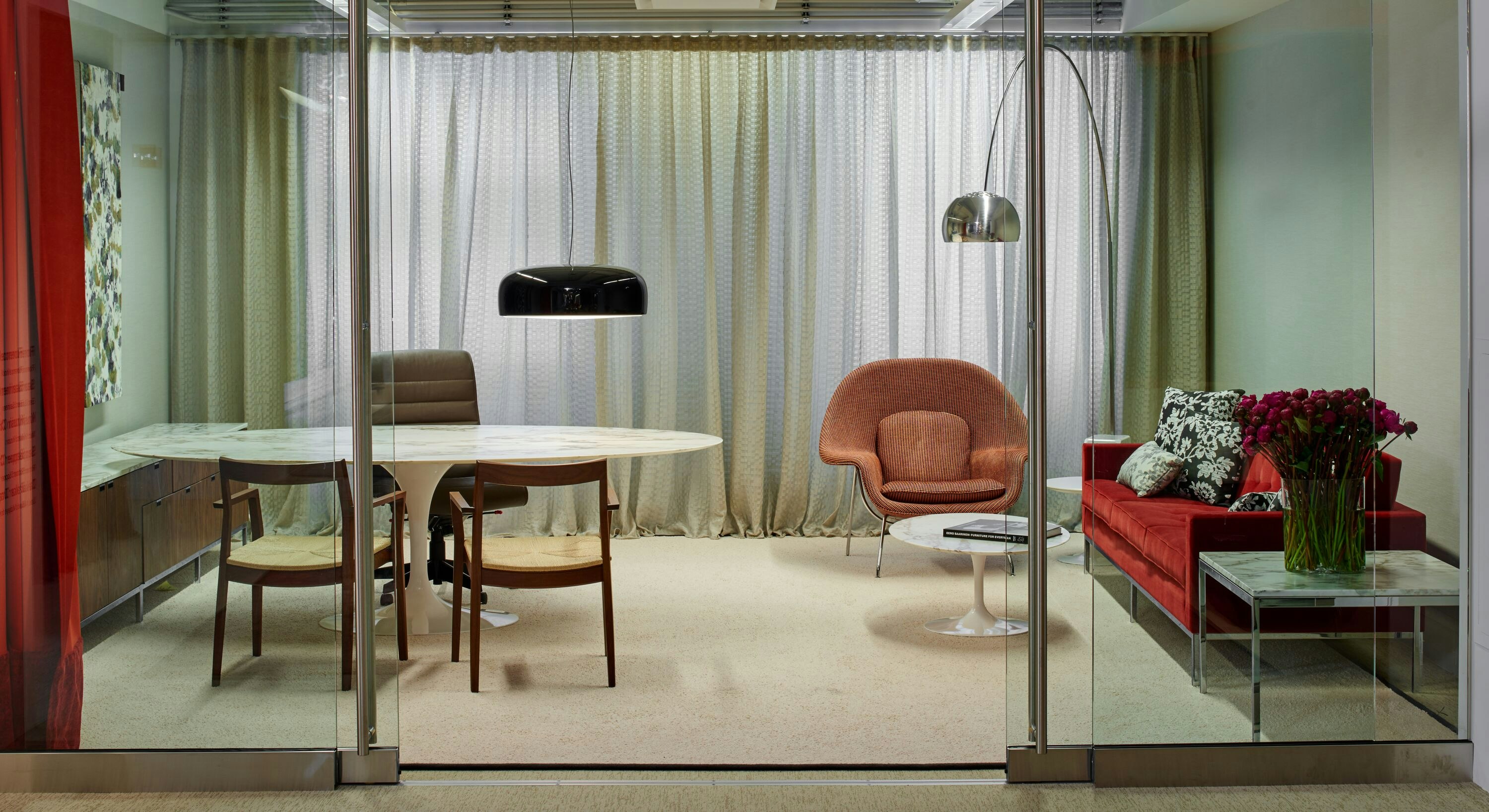 Saarinen Coffee Table | Knoll