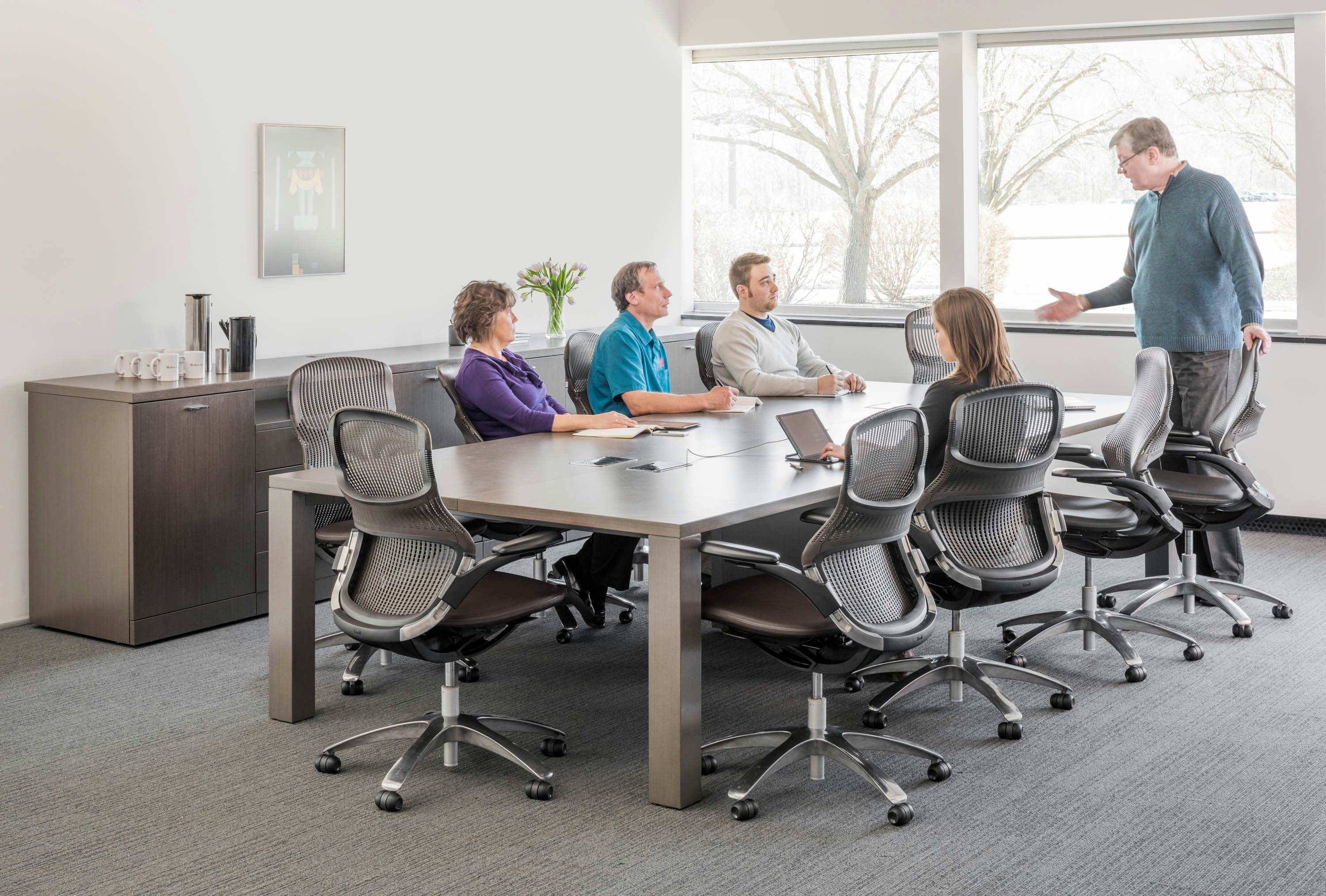 Reff Profiles Meeting and Conference Tables, Knoll | MillerKnoll