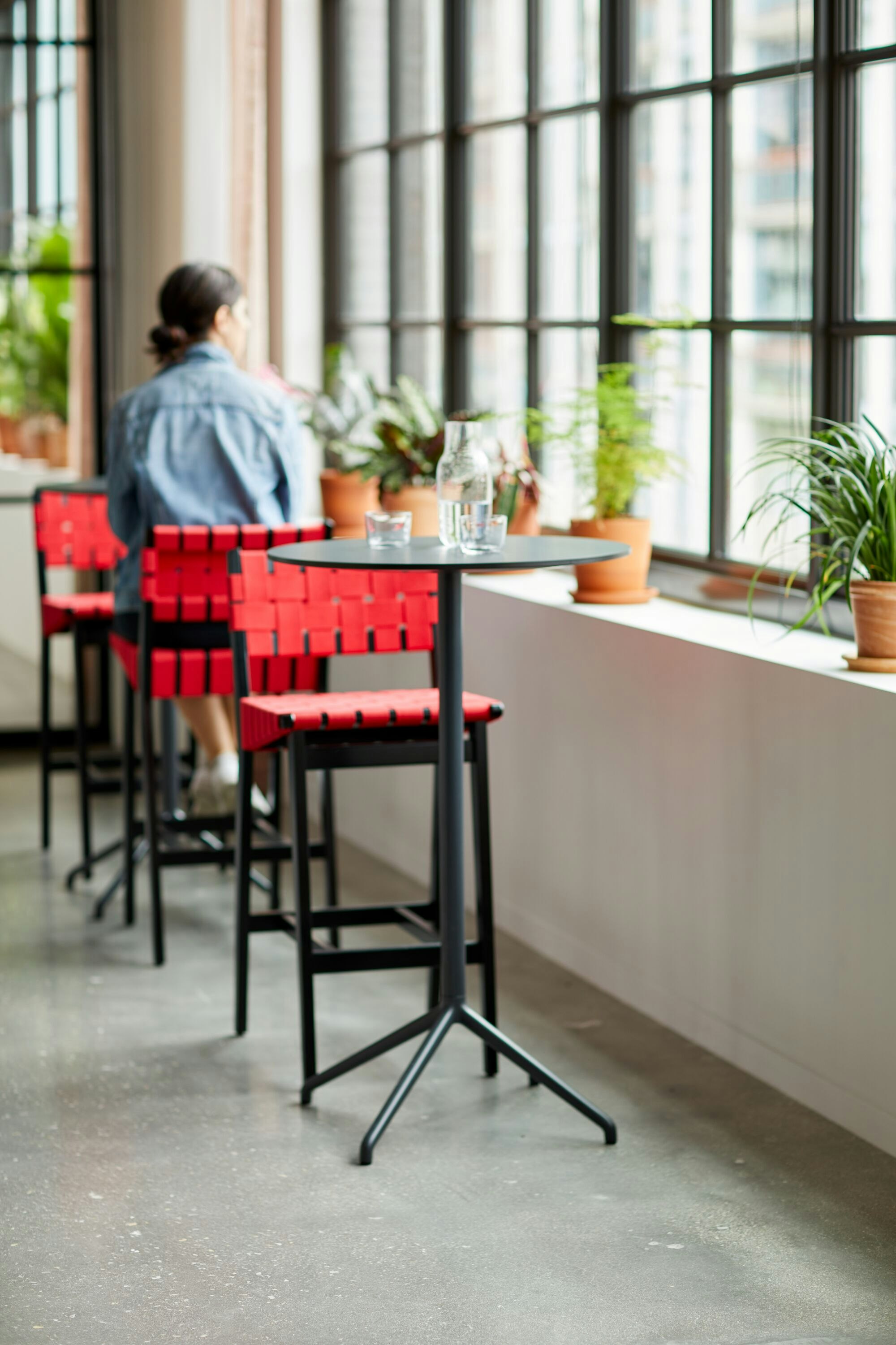 Risom Barstool - Original Design | Knoll